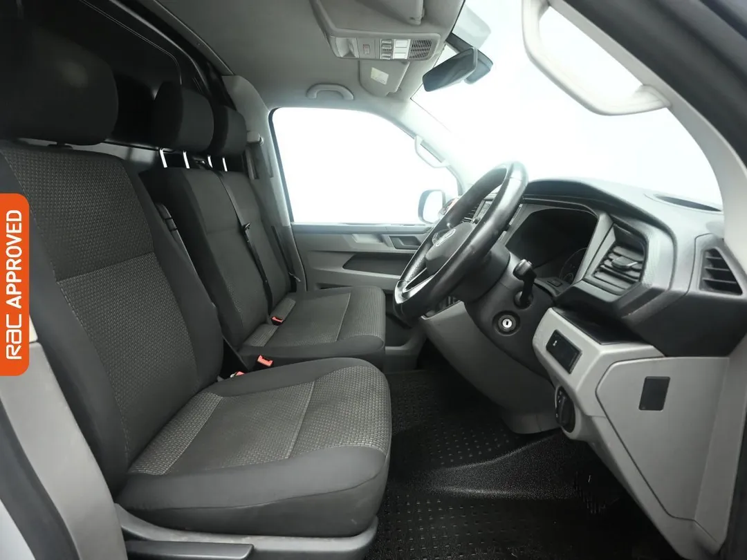 Volkswagen Transporter 2.0 TDI T30 Highline Panel Van 5dr Diesel DSG ...