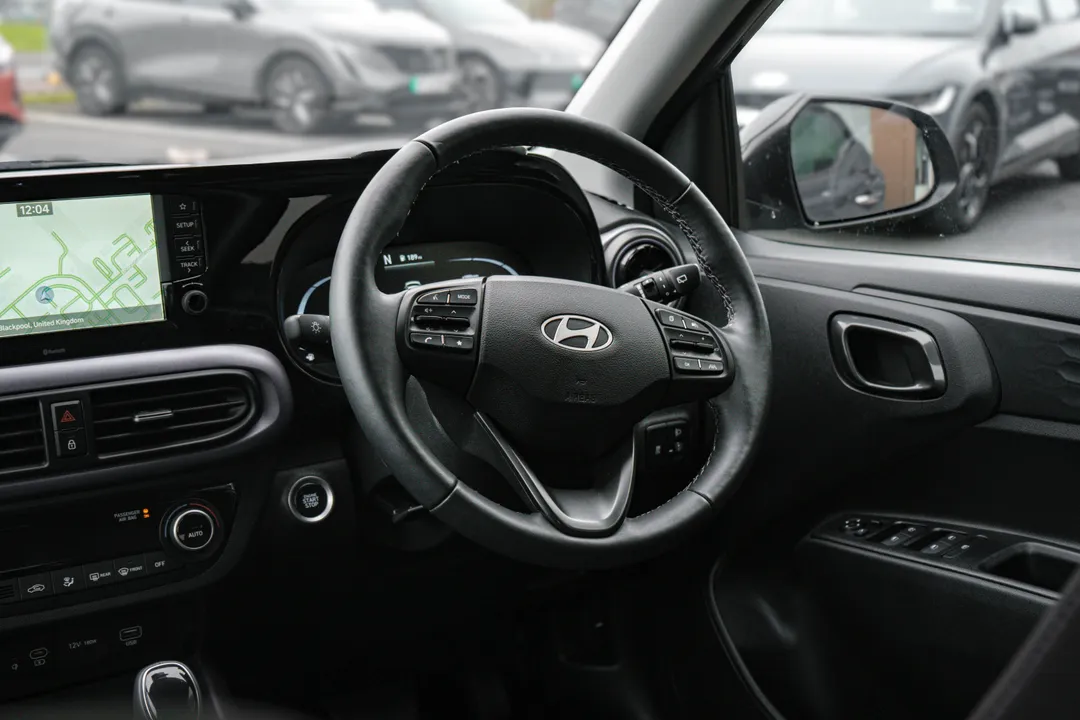 HYUNDAI I10 1.0 MPI 63PS ADVANCE 5 -DOOR (NAV) - PCP - hyundai-i10-01