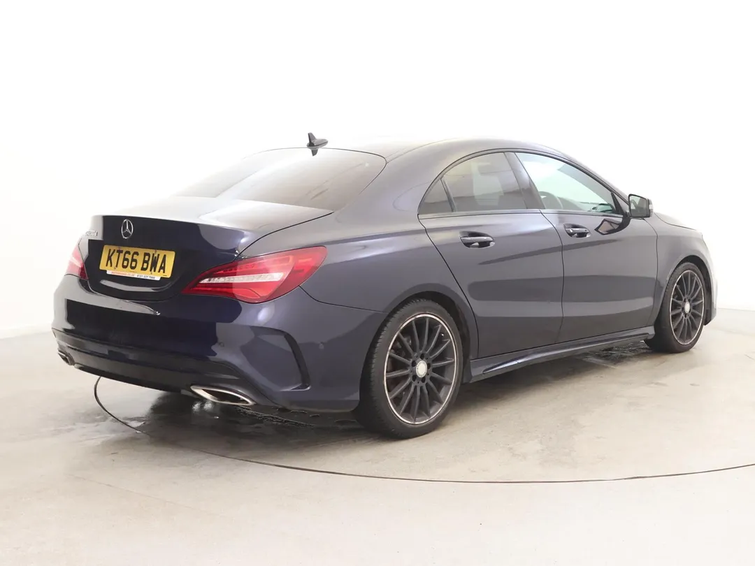 MERCEDES-BENZ CLA CLA 200d AMG Line 4dr