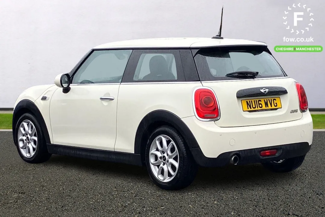 MINI HATCHBACK 1.5 Cooper 3dr Auto [Chili Pack] [16" Loop Alloys, MINI ...