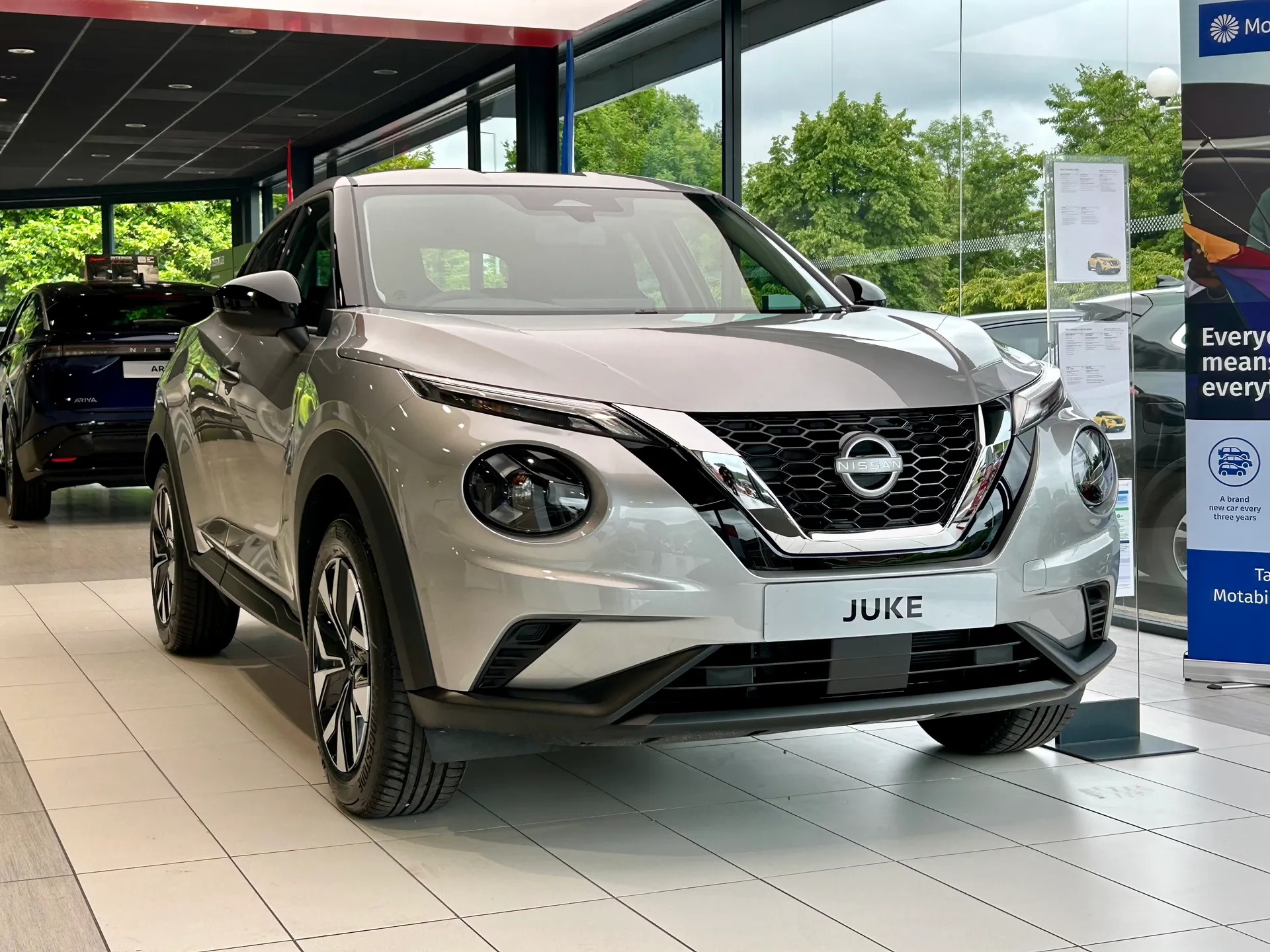 Nissan Juke 1.0 DiG-T Acenta Premium - PCP - nissan-juke-01