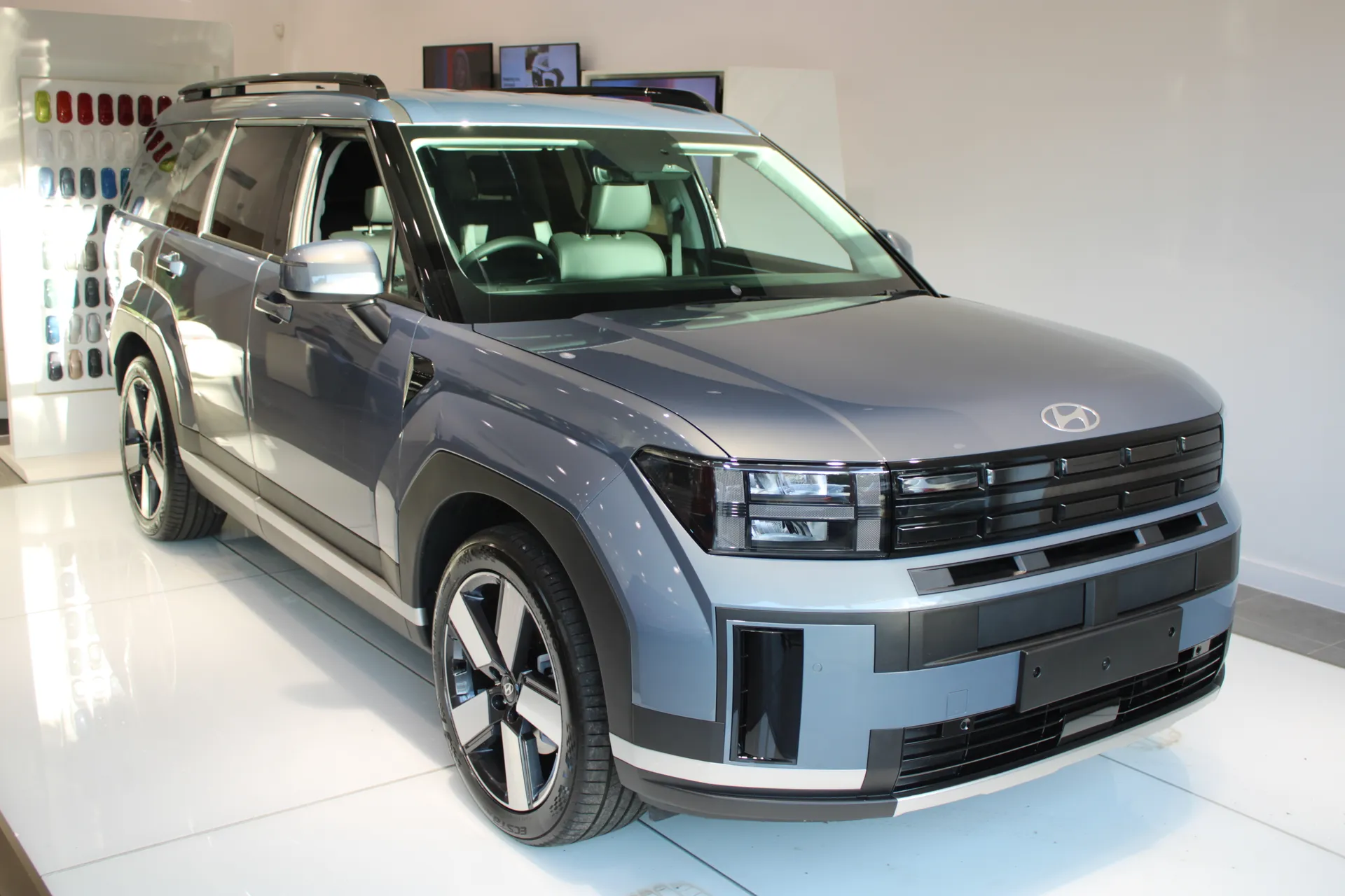 Hyundai Santa Fe Premium Plug-in Hybrid 253 4WD in stock at Smiths ...