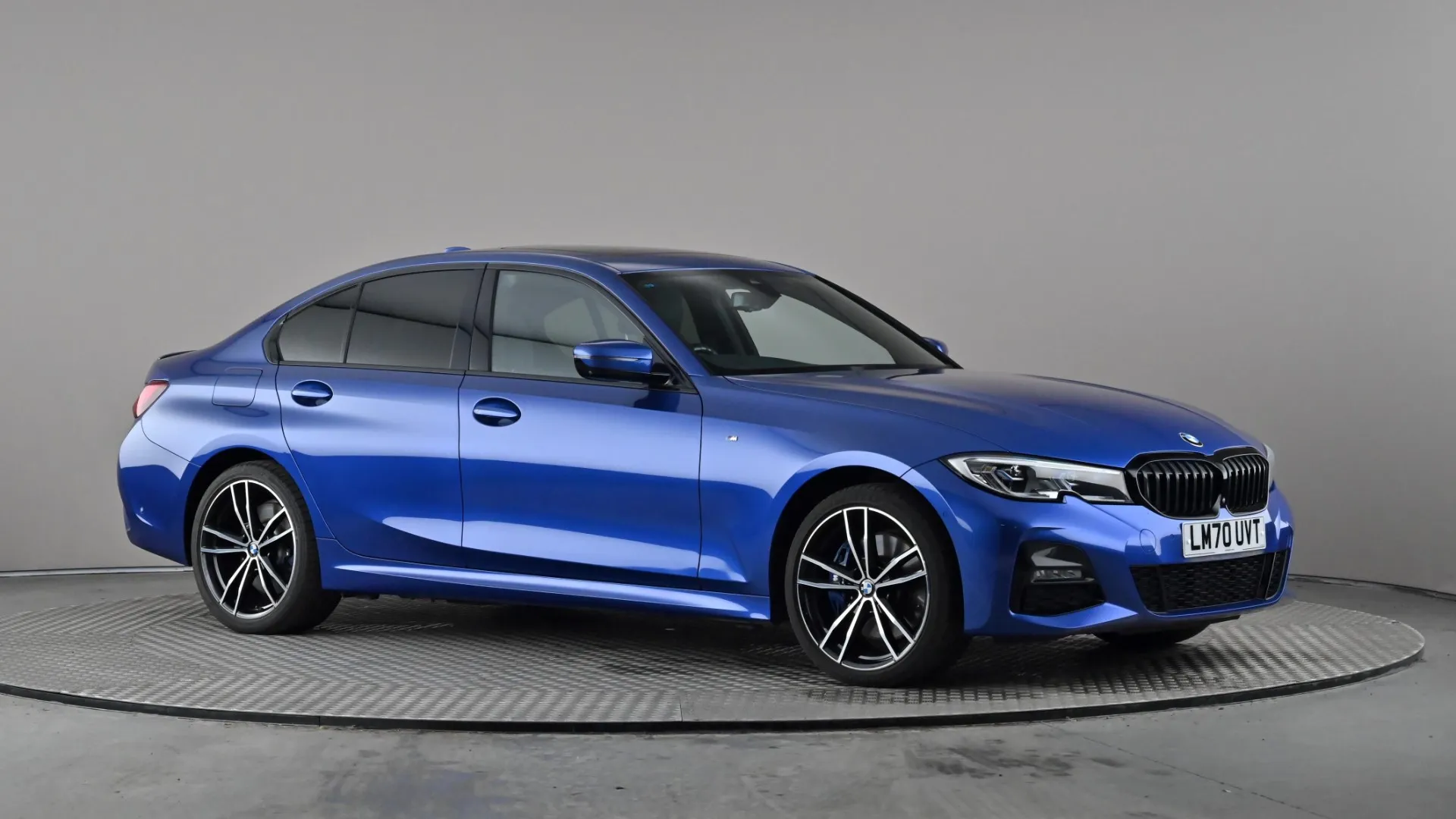 BMW 3 SERIES 330e M Sport Auto [Tech/Plus Pack]