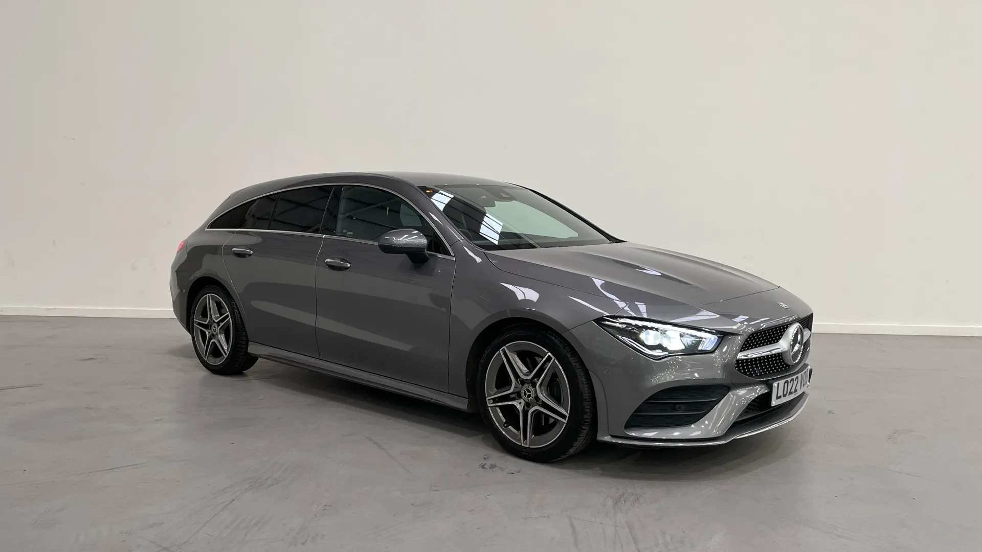 MERCEDES-BENZ CLA CLA 200 AMG Line Premium Tip Auto