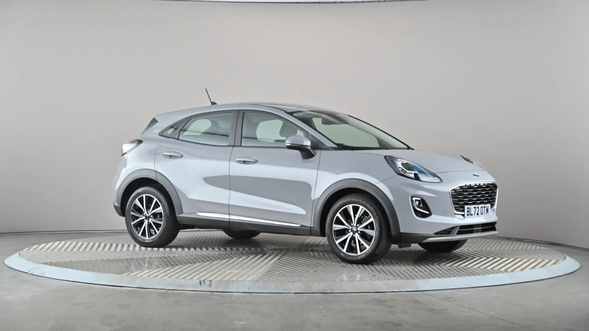 FORD PUMA 1.0 EcoBoost Hybrid mHEV Titanium DCT