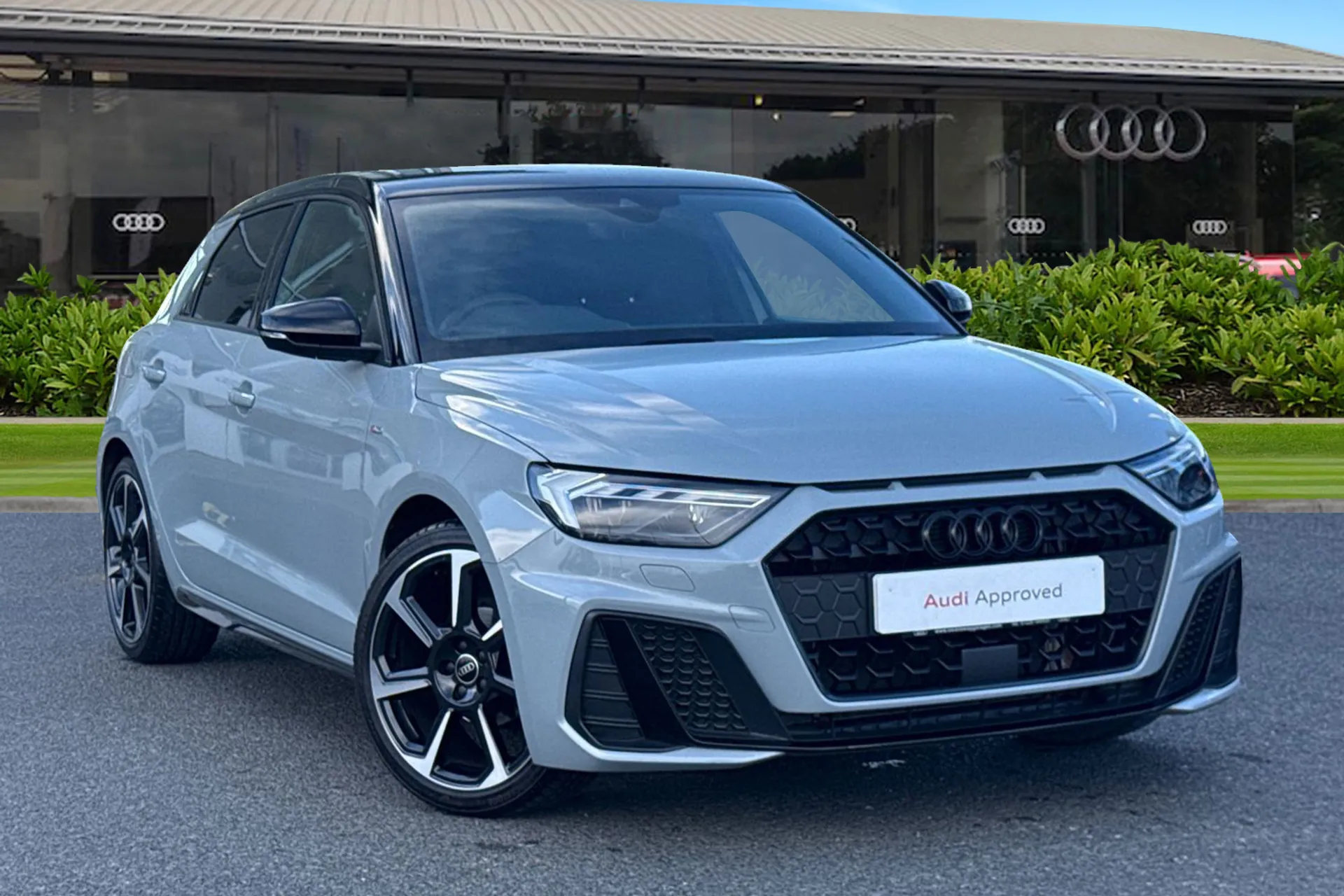 PY24KXN Audi A1 Black Edition 25 TFSI 95 PS 5-speed in stock at ...