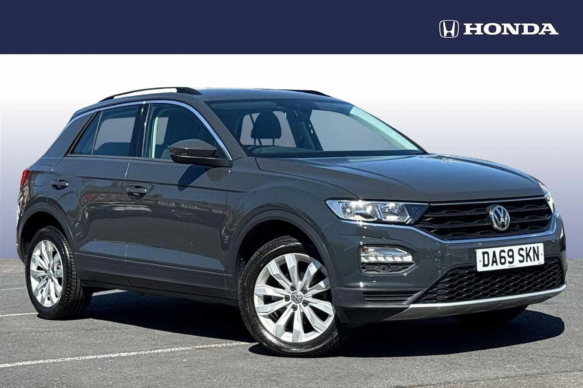 DA69SKN Volkswagen T-Roc 1.6 TDI SE 5dr in stock at Swansway Honda ...