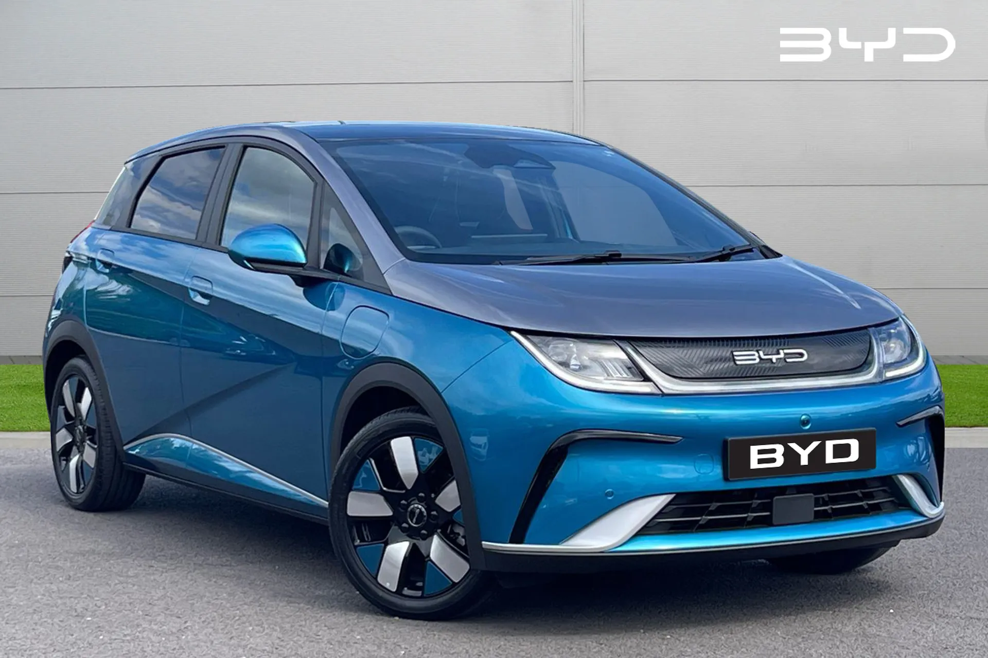 BYD Dolphin Hatchback 150kW Design 60.4kWh 5dr Auto Car Lease Deals ...
