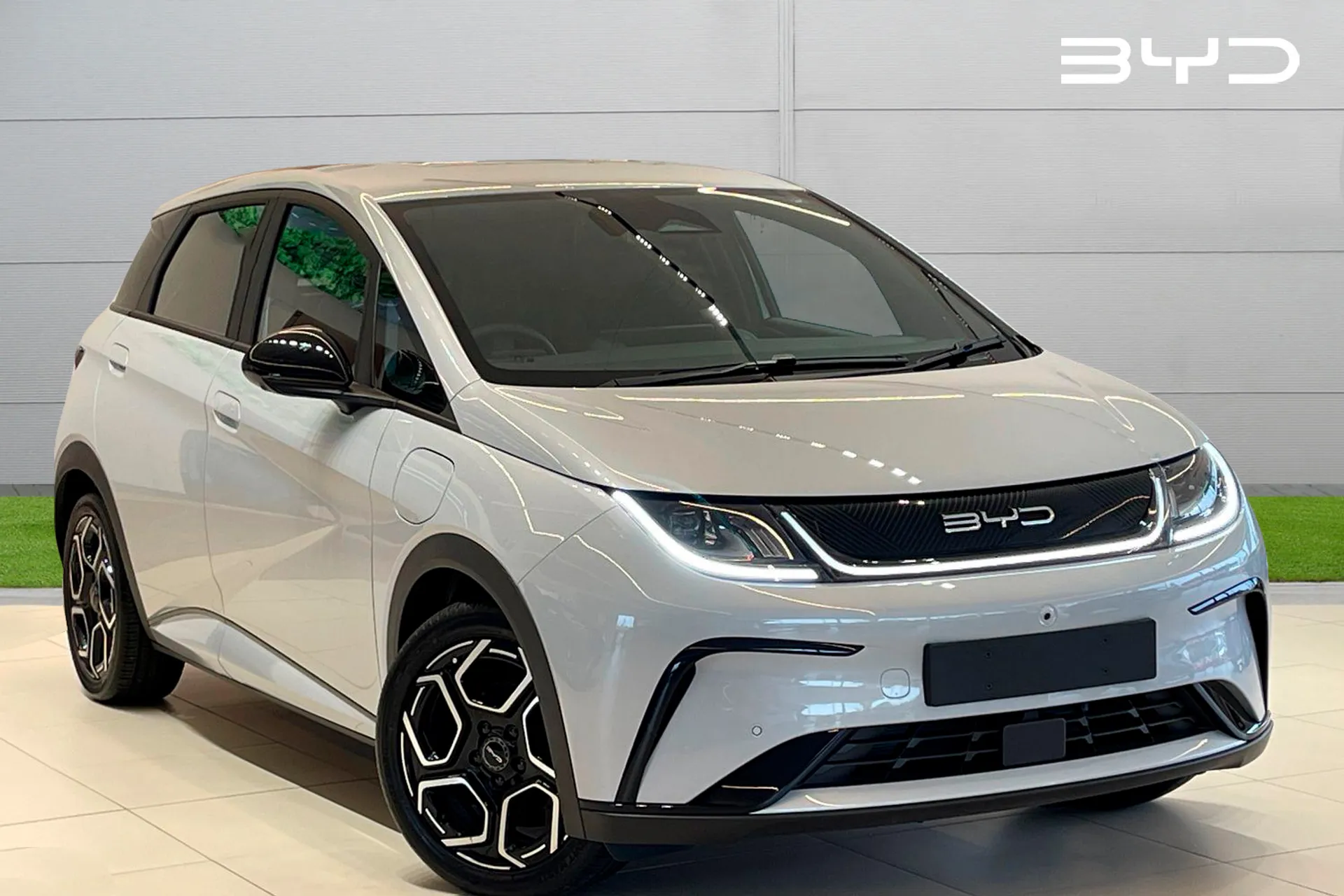 BYD Dolphin 44.9kWh Active Hatchback 5dr Electric Auto (95 ps) in stock ...