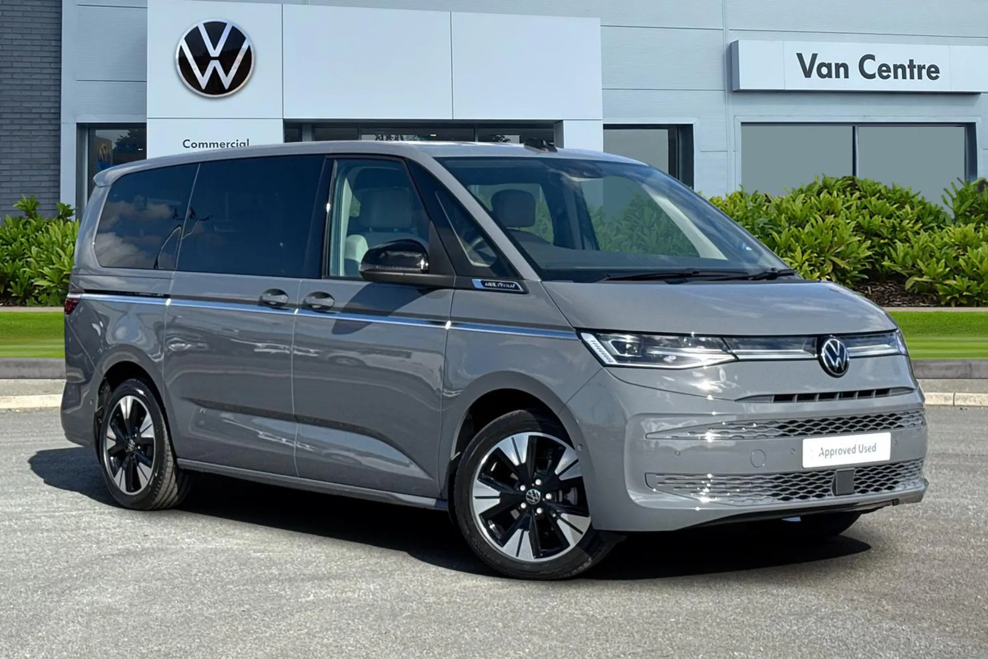 DE25XST Volkswagen Multivan Multivan Style LWB 150 PS 2,0 TDi 7-Speed ...