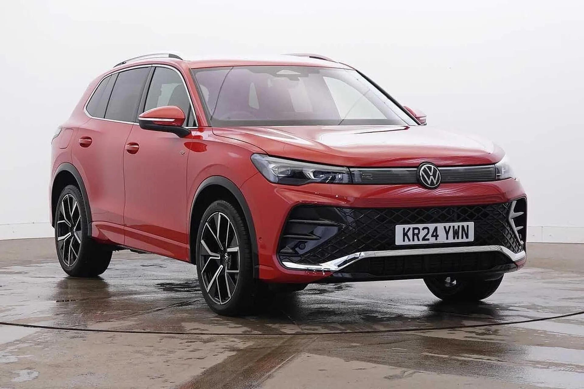 KR24YWN Volkswagen Tiguan R-Line Launch Edition 1.5 TSI 150PS ⭐Towbar ...
