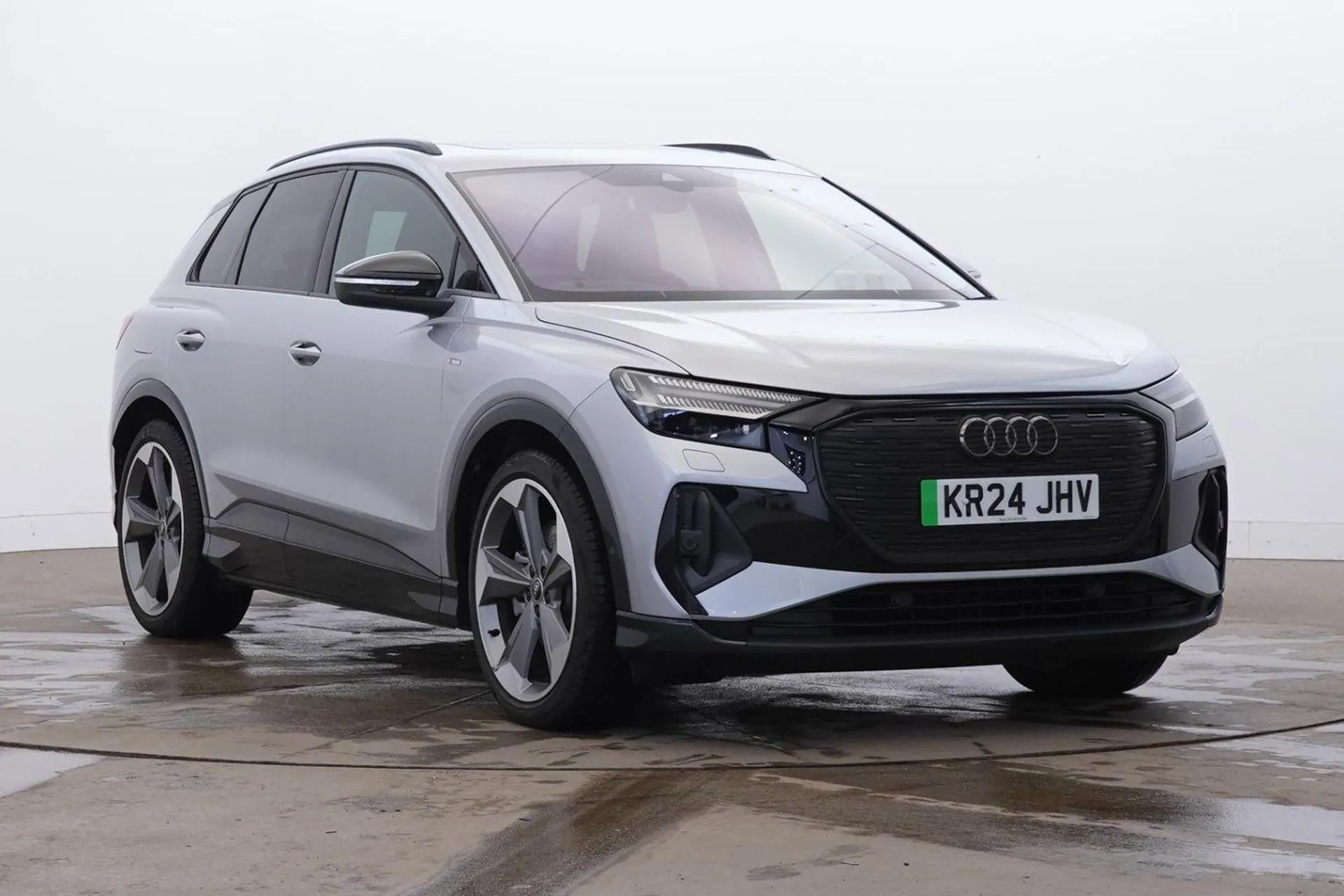 KR24JHV Audi Q4 e-tron 55 Black Edition Auto quattro 5dr 82kWh in stock ...