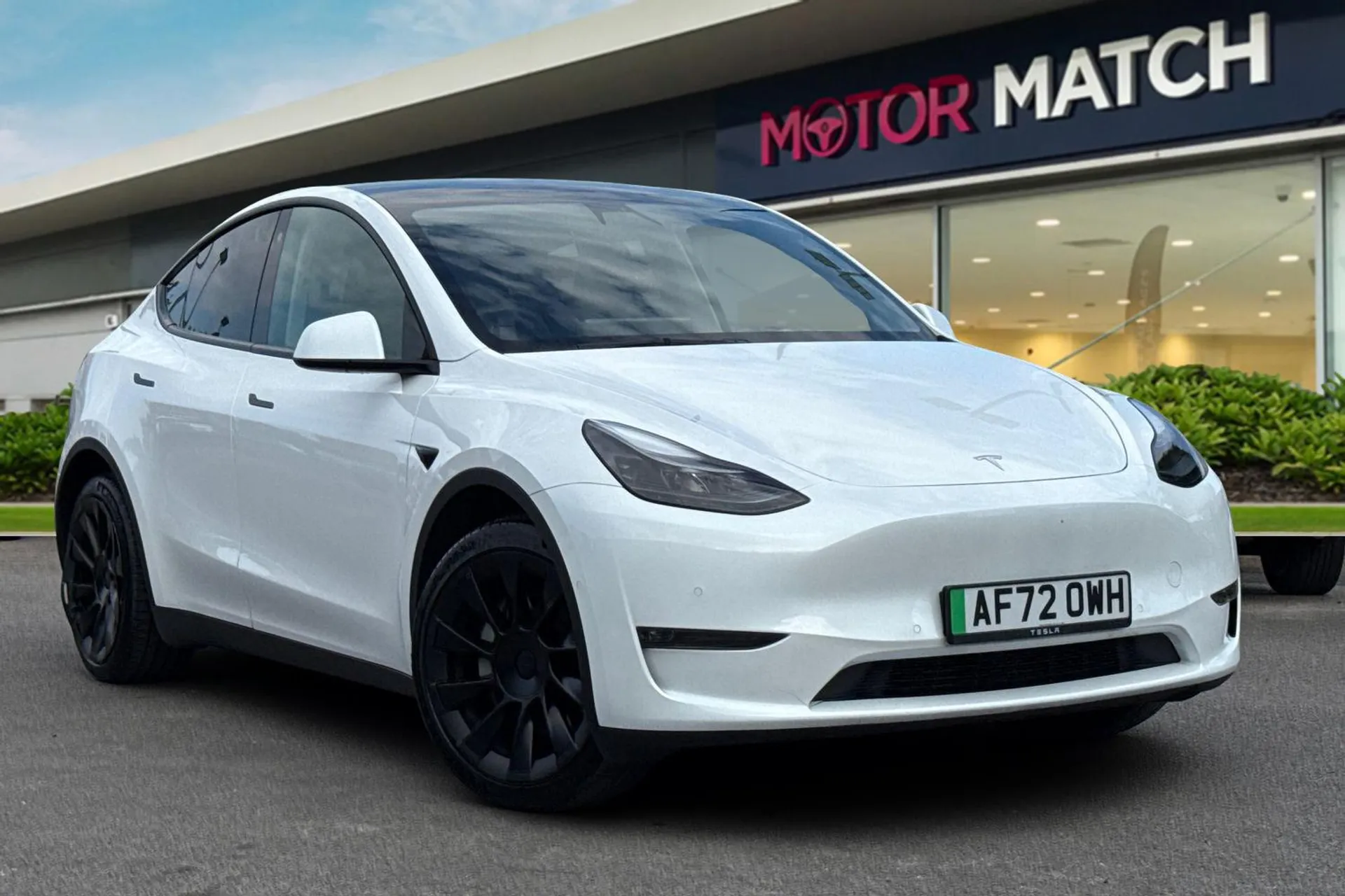 AF72OWH Tesla Model Y (Dual Motor) Long Range Auto 4WDE 5dr in stock at ...
