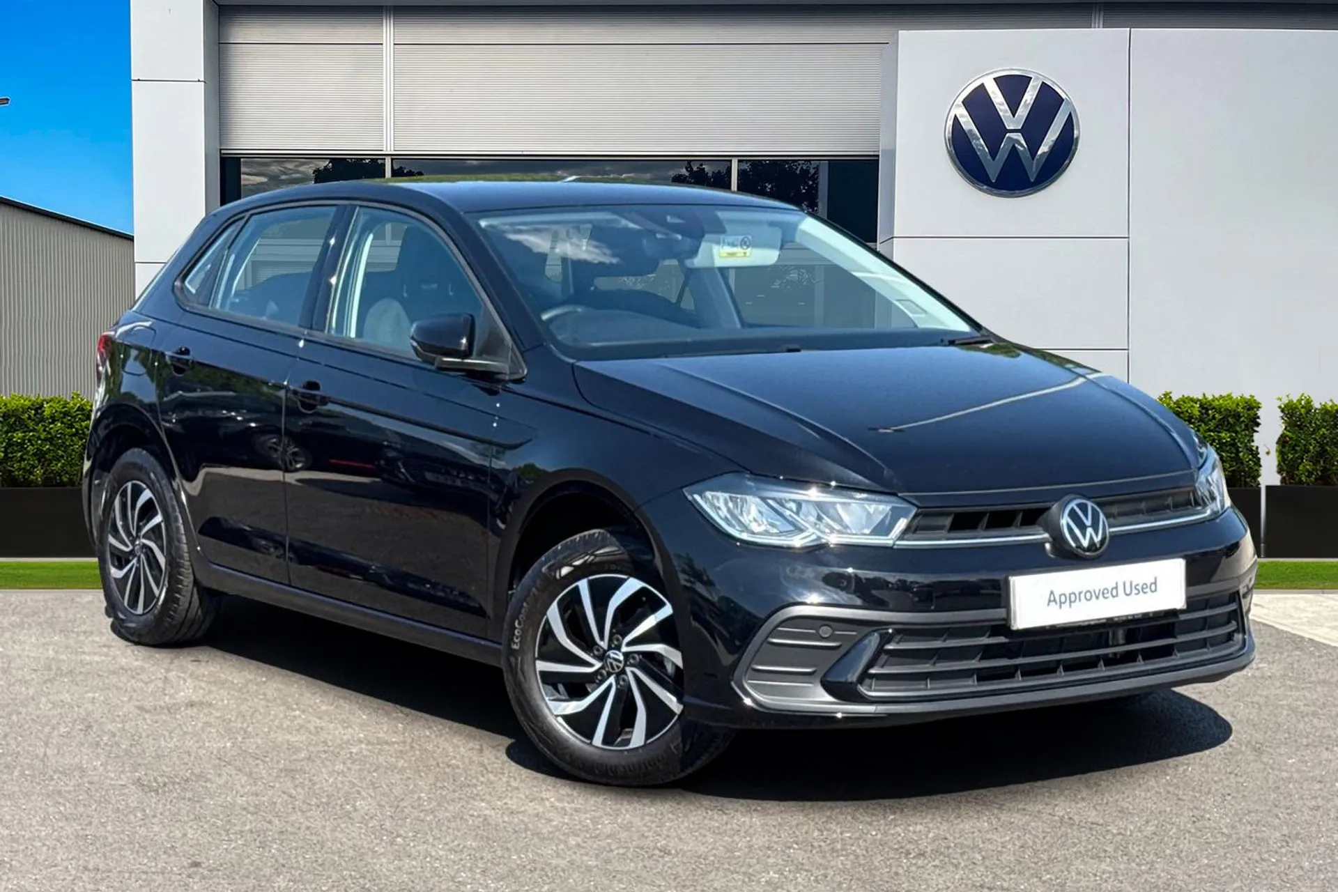 GL24FXT Volkswagen Polo MK6 Facelift (2021) 1.0 80PS Life in stock at ...