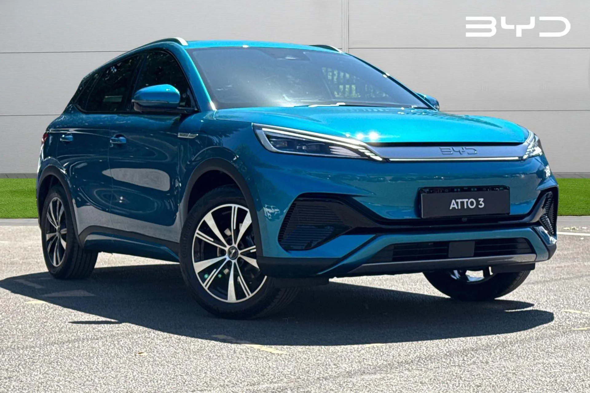 BYD Atto 3 60.48kWh Design SUV 5dr Electric Auto (204 ps) in stock at BYD Stoke