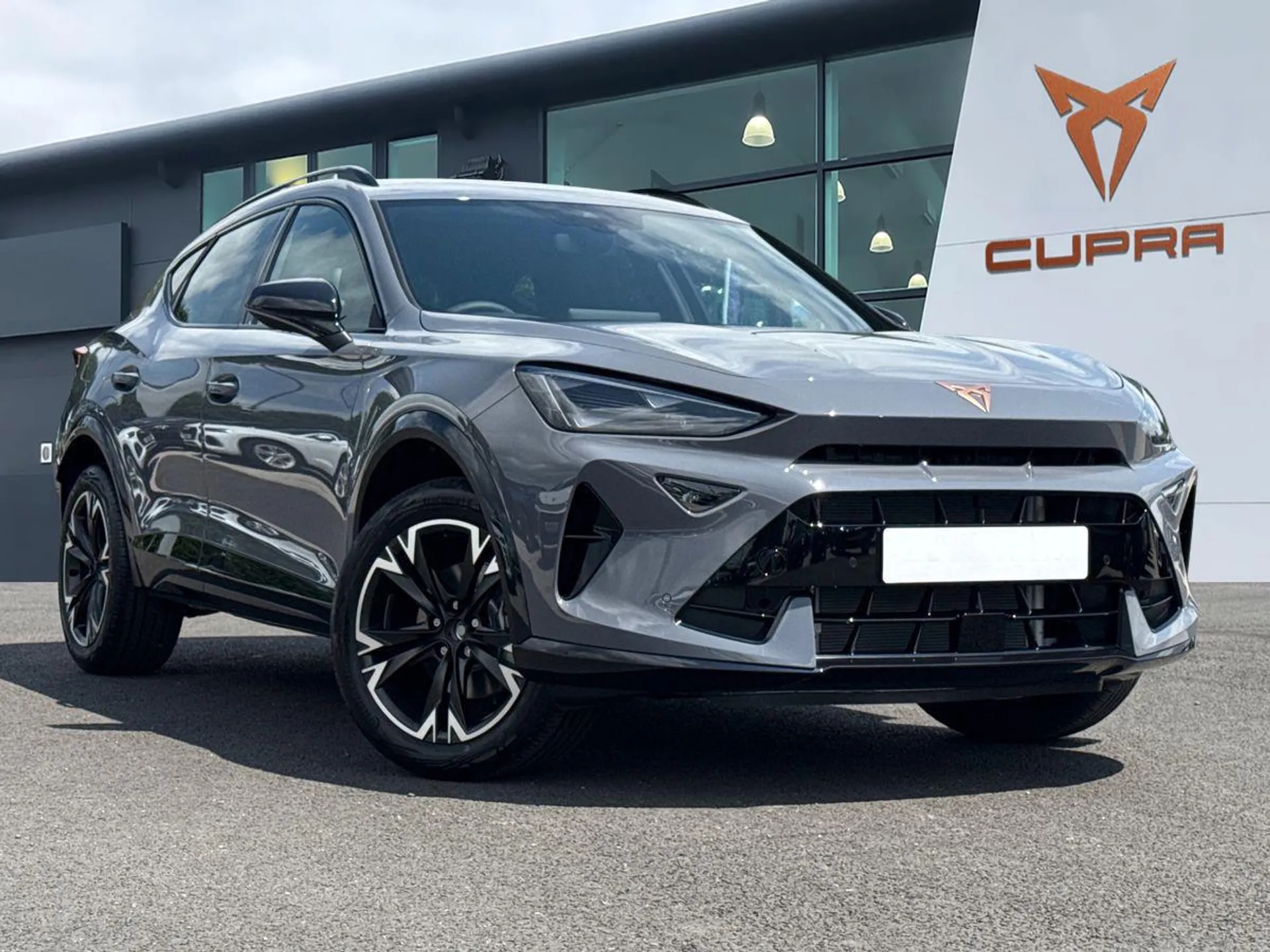 CUPRA Formentor 1.5 eTSI EVO V1 DSG Euro 6 (s/s) 5dr in stock at CUPRA ...