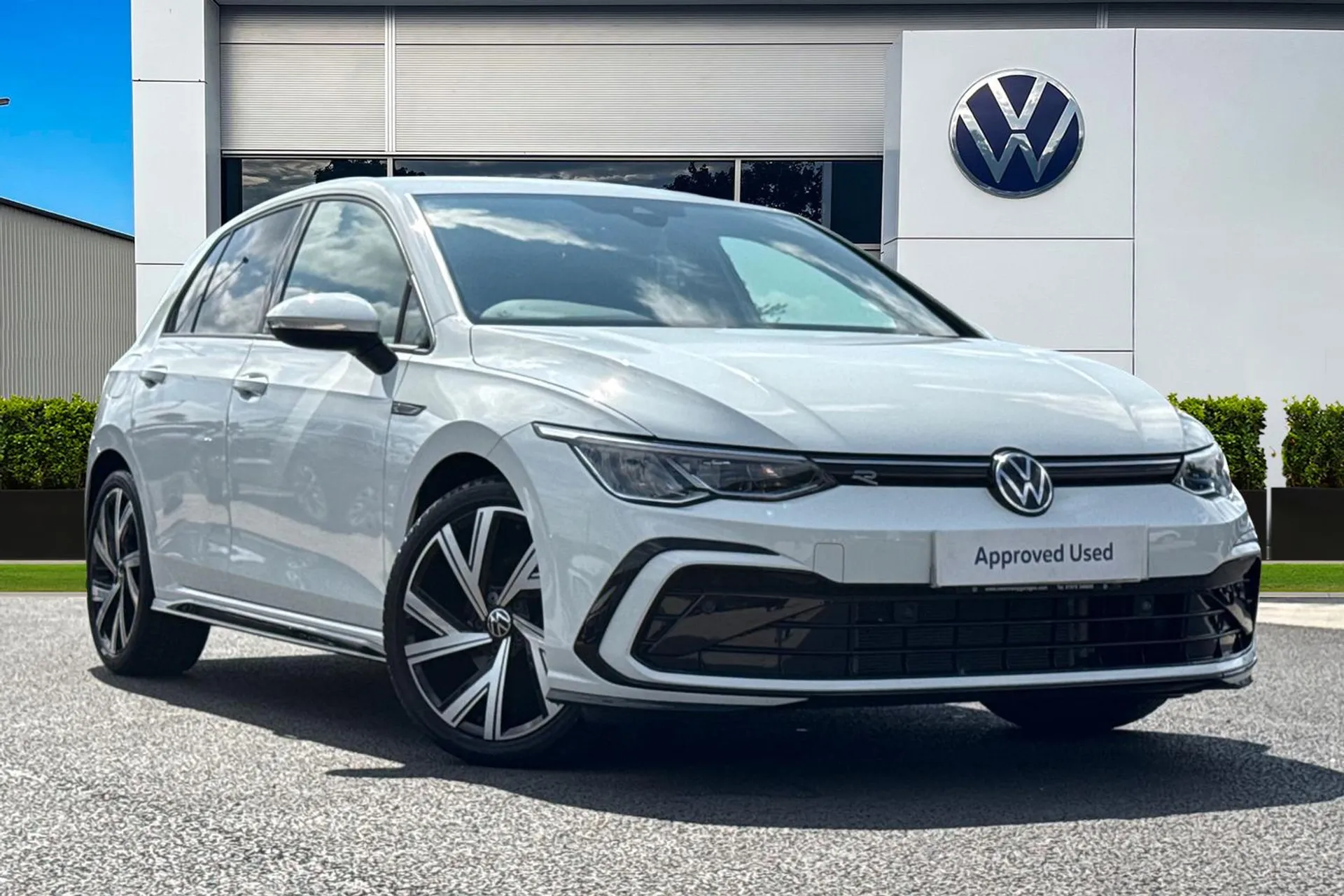CX22OMO Volkswagen Golf MK8 Hatchback 5-Dr 1.5 TSI (150ps) R-Line EVO ...