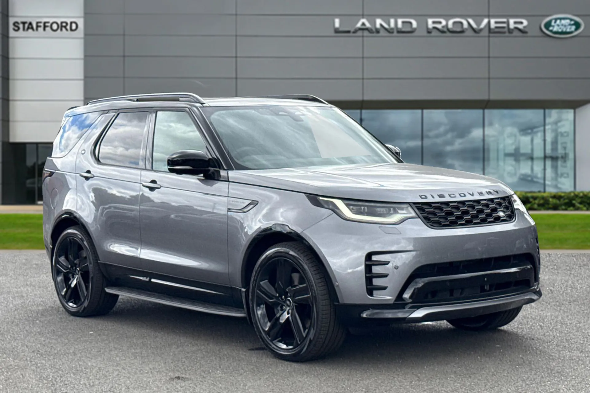 Land Rover Discovery 3.0 D350 MHEV Dynamic SE Auto 4WD Euro 6 (s/s) 5dr ...