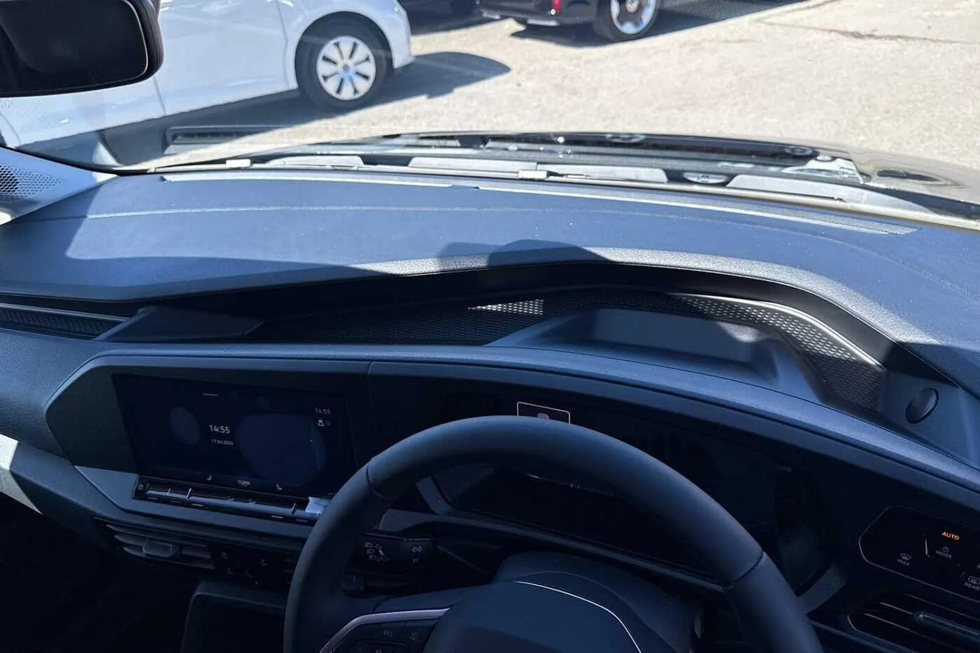 PE25TRZ Volkswagen Caddy C20 Cargo Commerce Plus SWB 102 PS 2.0 TDI 6sp ...