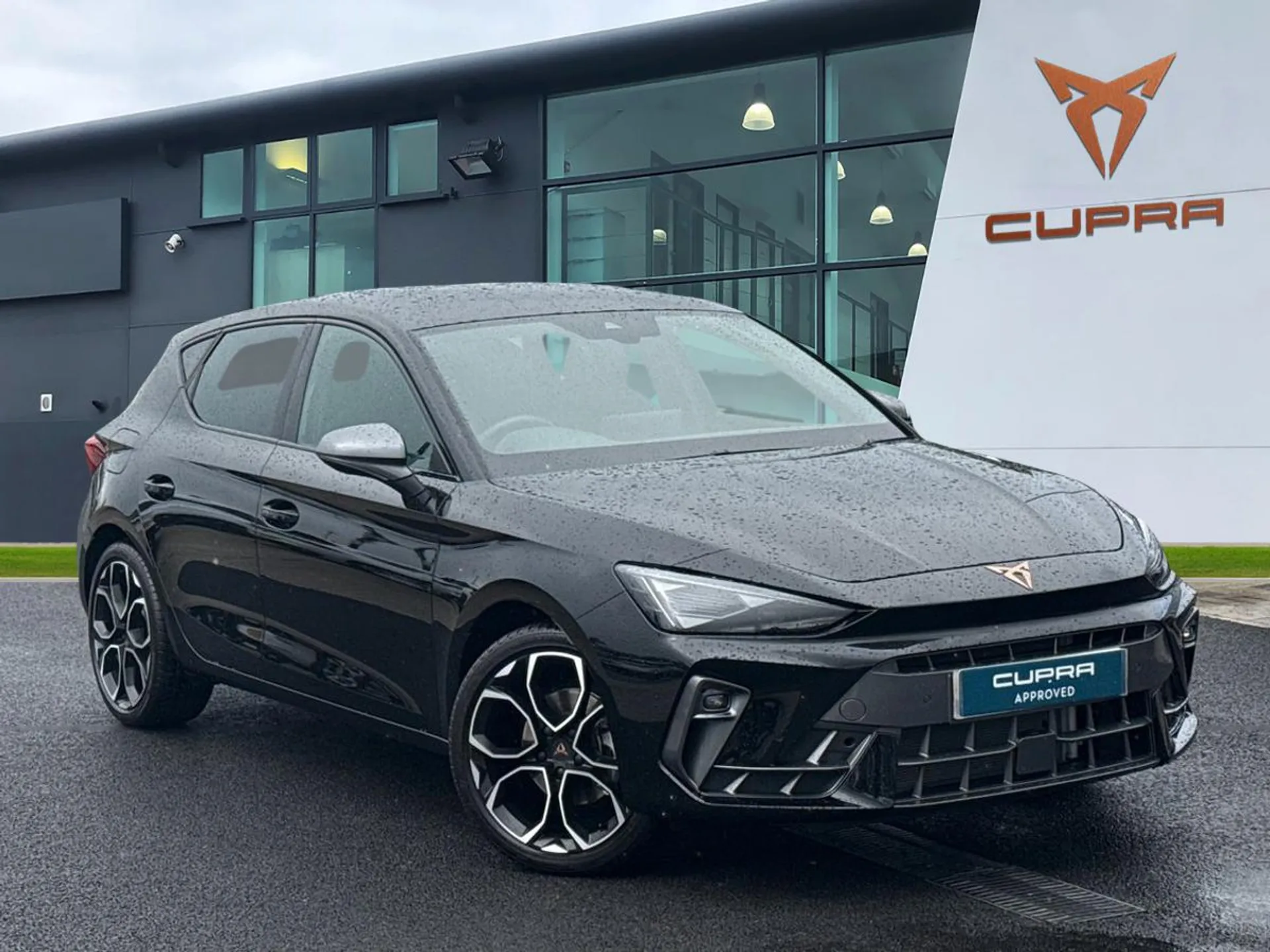 KT74WLJ CUPRA Leon 1.5 eTSI 150 V1 5dr DSG in stock at CUPRA Oldham