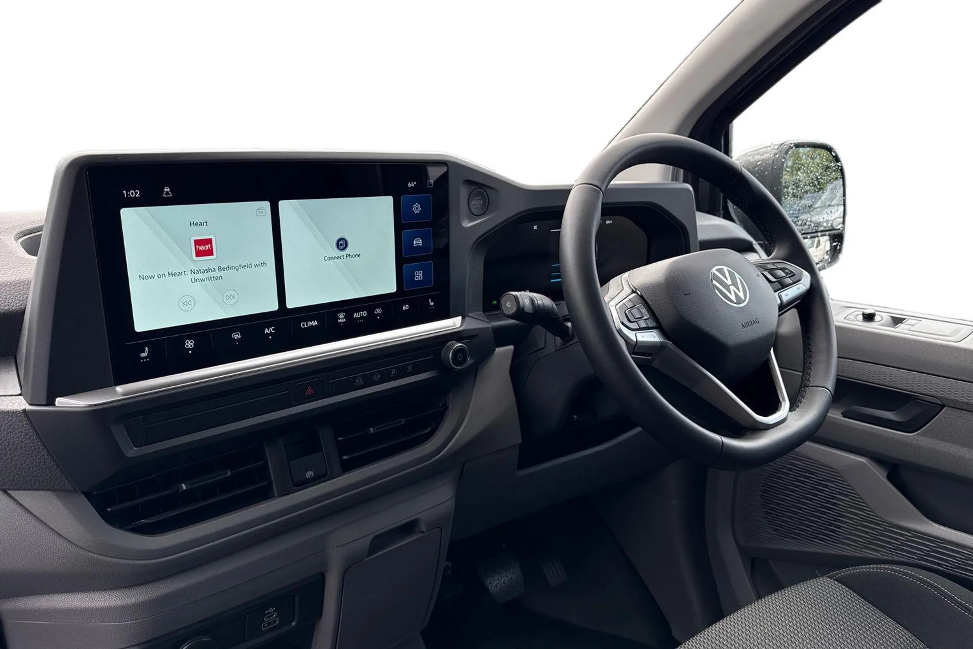 CX75HYR Volkswagen E-Transporter T32 65kWh Commerce Plus Panel Van 5dr Electric Auto RWD SWB ...