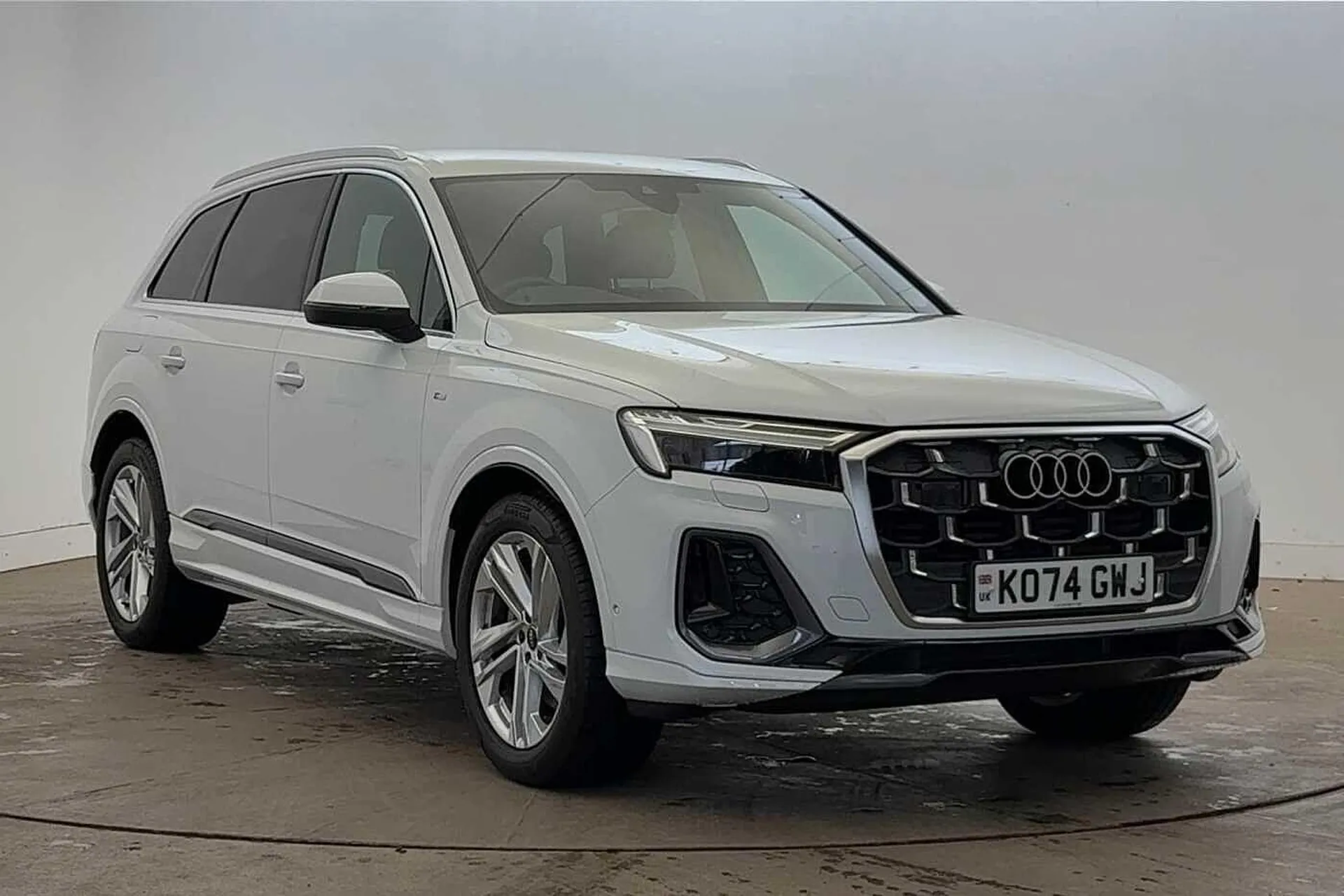 KO74GWJ Audi Q7 SUV S line 50 TDI quattro 286 PS tiptronic in stock at ...