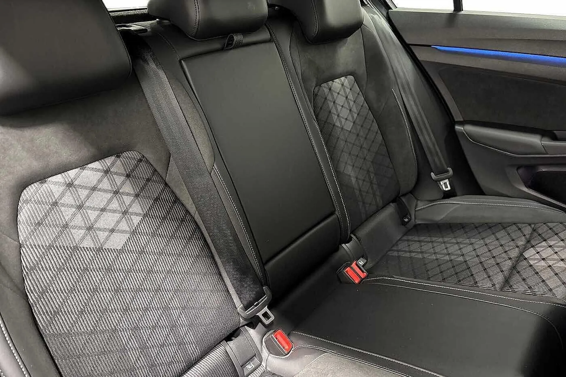 KP25OEK Volkswagen Golf 1.5 TSI 150 R-Line 5dr **AREA VIEW CAMERA** in ...