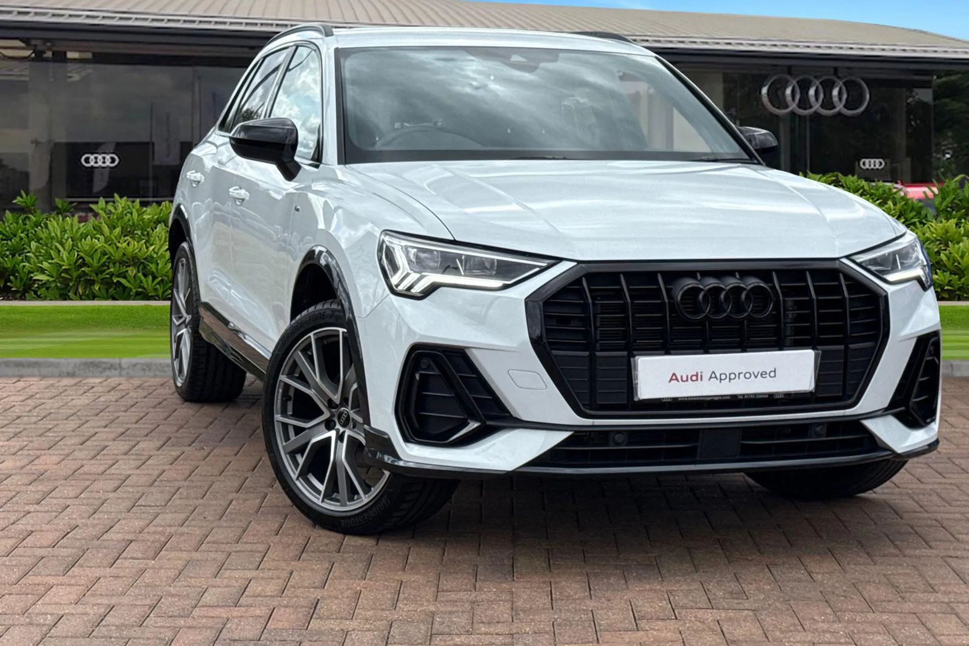 KP74YWS Audi Q3 Black Edition 35 TFSI 150 PS S tronic in stock at ...