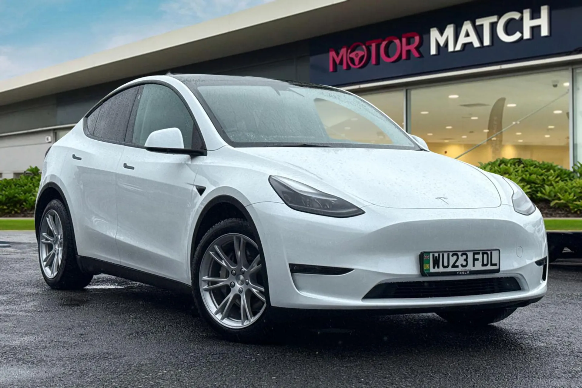 WU23FDL Tesla Model Y (Dual Motor) Long Range Auto 4WDE 5dr in stock at ...