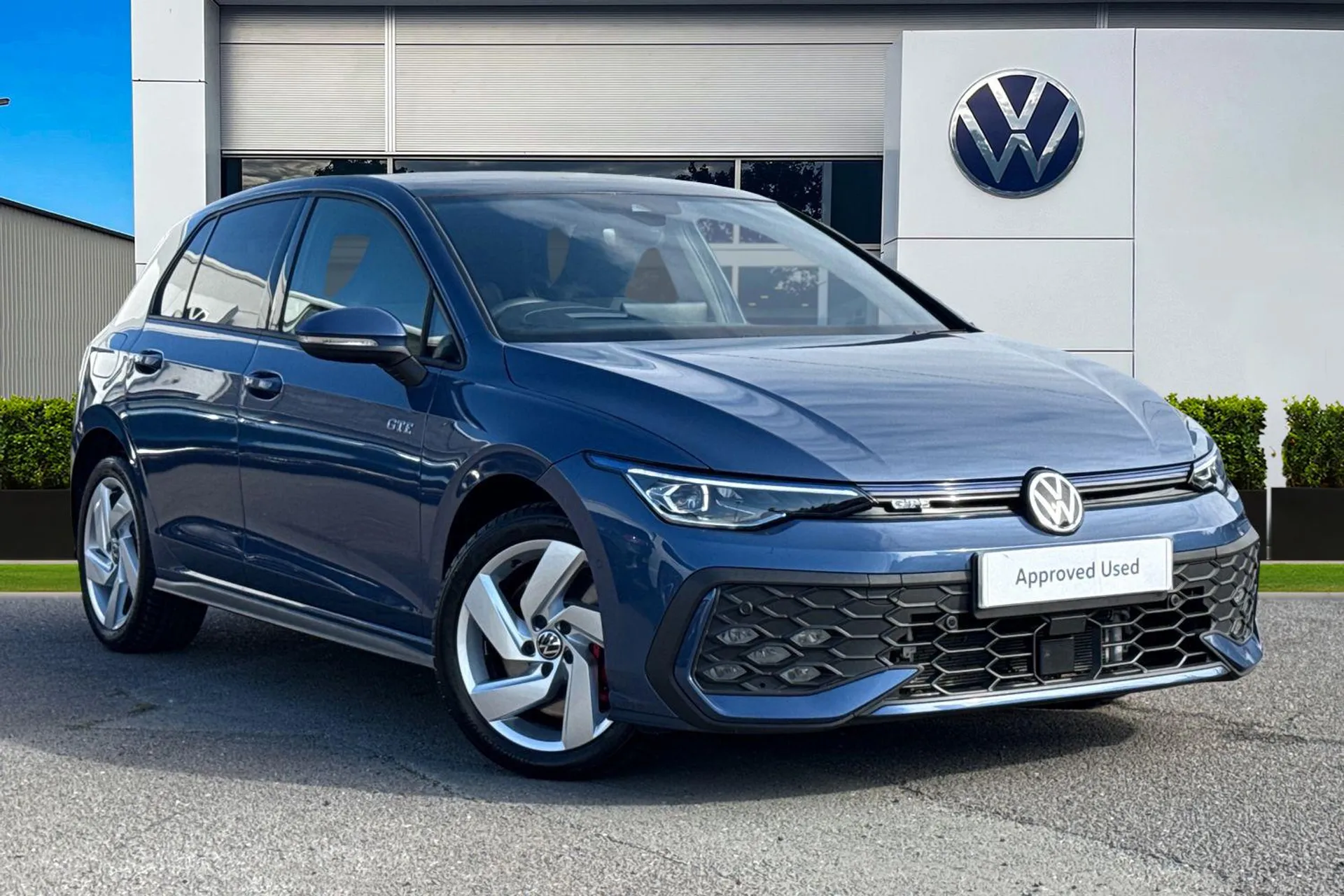 DK25ZNO Volkswagen Golf 1.5 TSI 272 GTE eHybrid DSG ⭐Panoramic sunroof ...