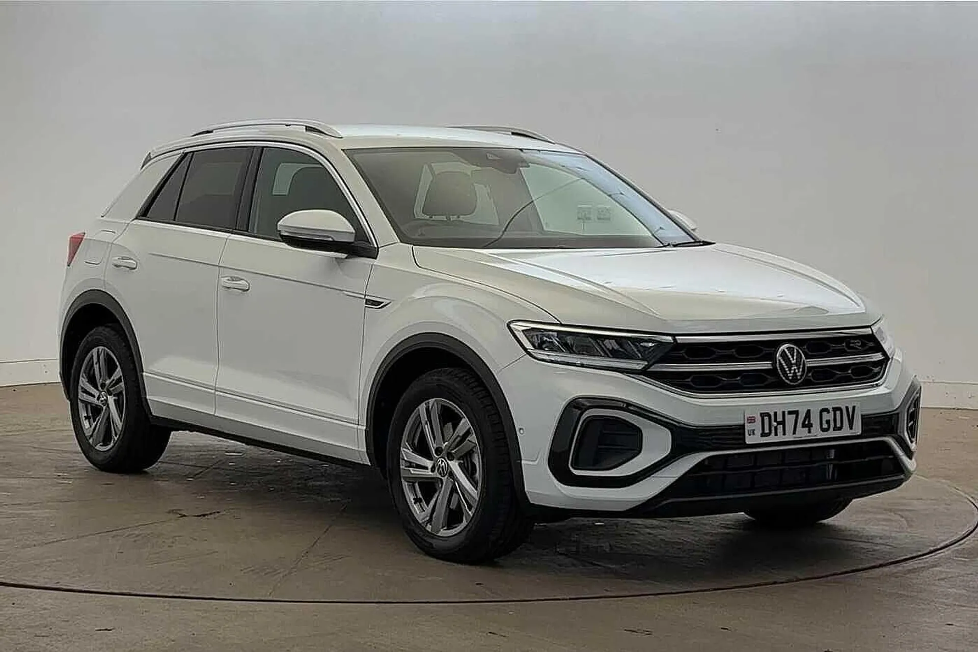 DH74GDV Volkswagen T-Roc 2.0 TDI 150 EVO R-Line 5dr DSG in stock at ...