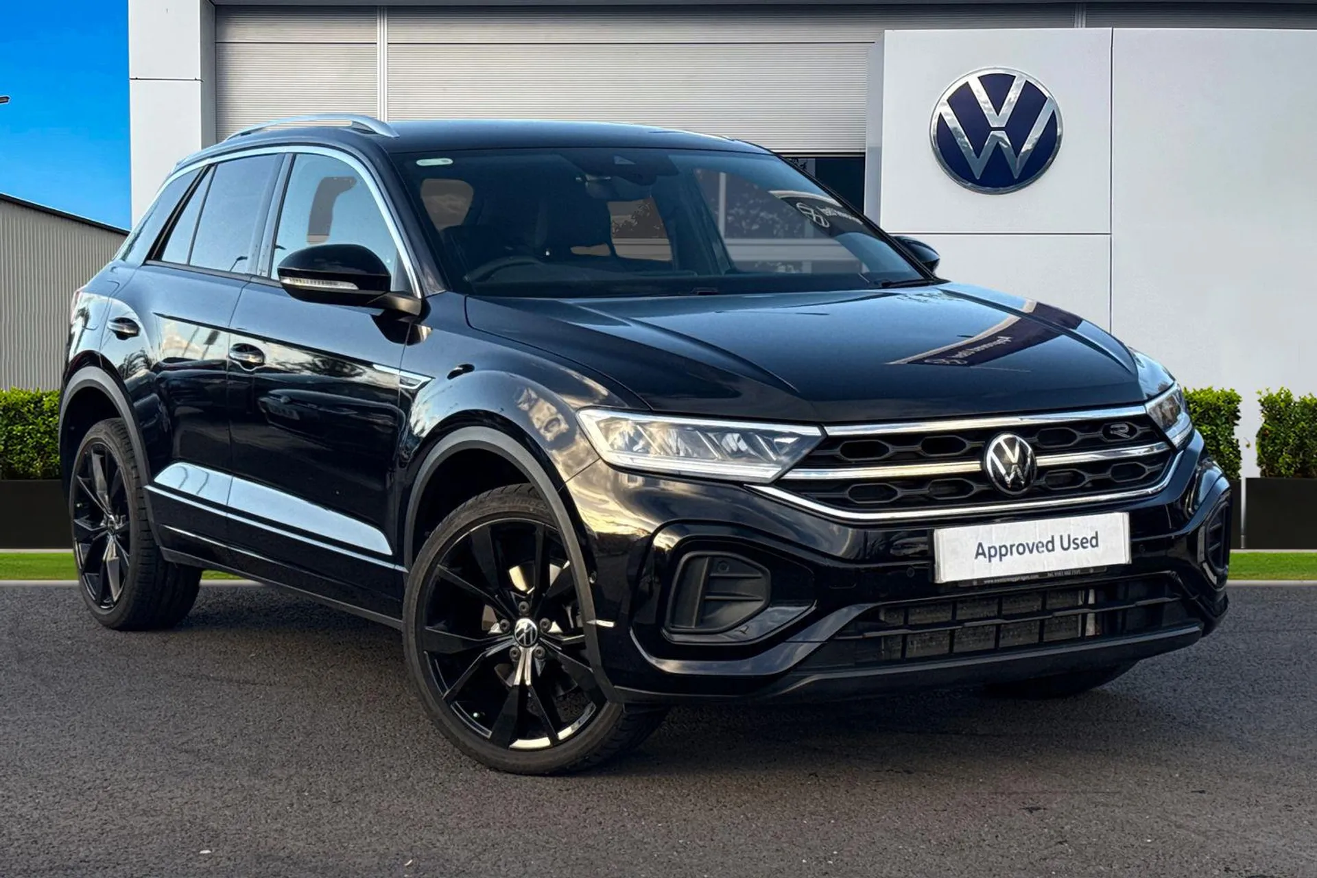 CX23ZDW Volkswagen T-Roc 2.0 TSI 4MOTION R-Line 5dr DSG in stock at ...