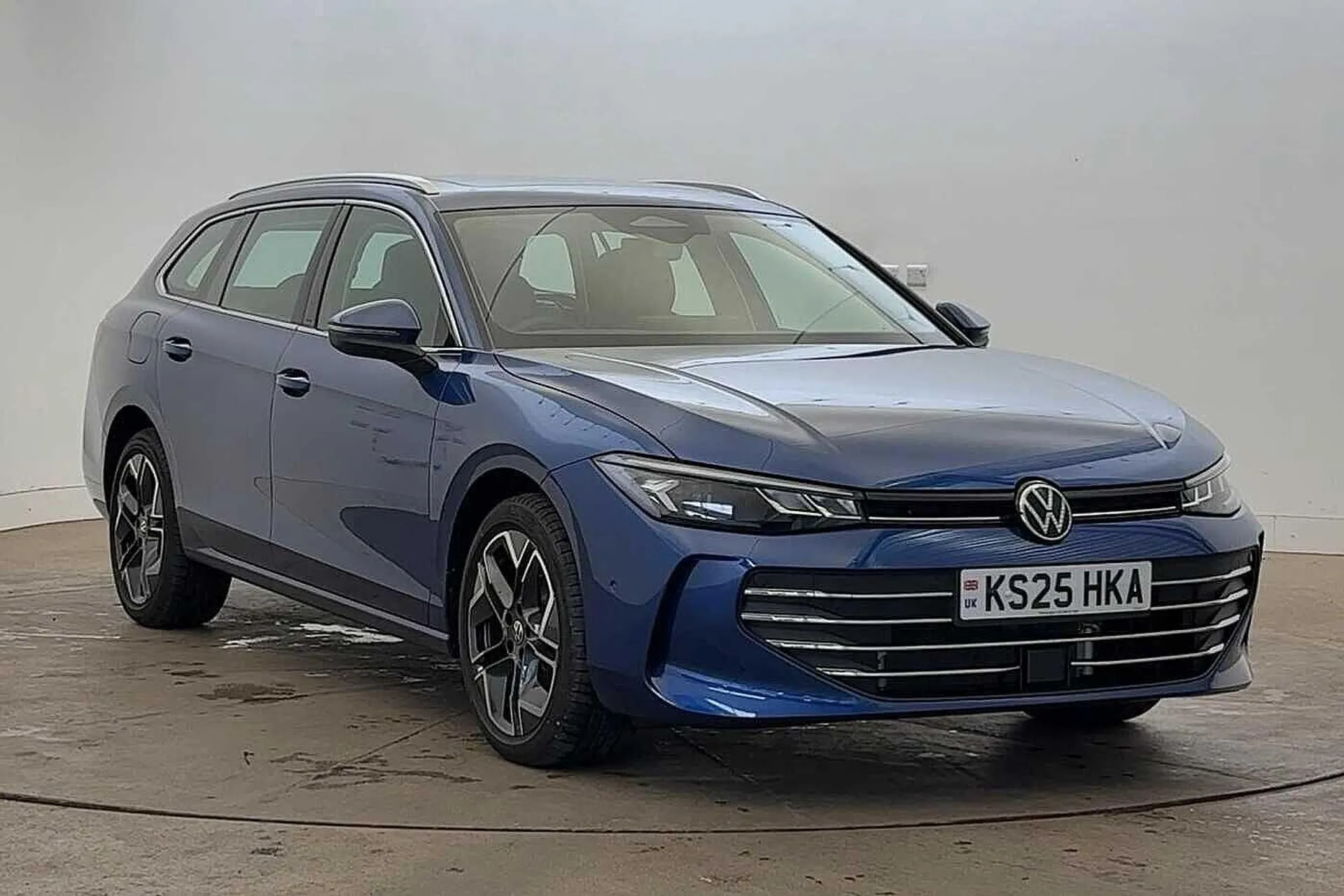 KS25HKA Volkswagen Passat 1.5 TSI eHybrid 204PS Life 5dr DSG⭐Sunroof ...