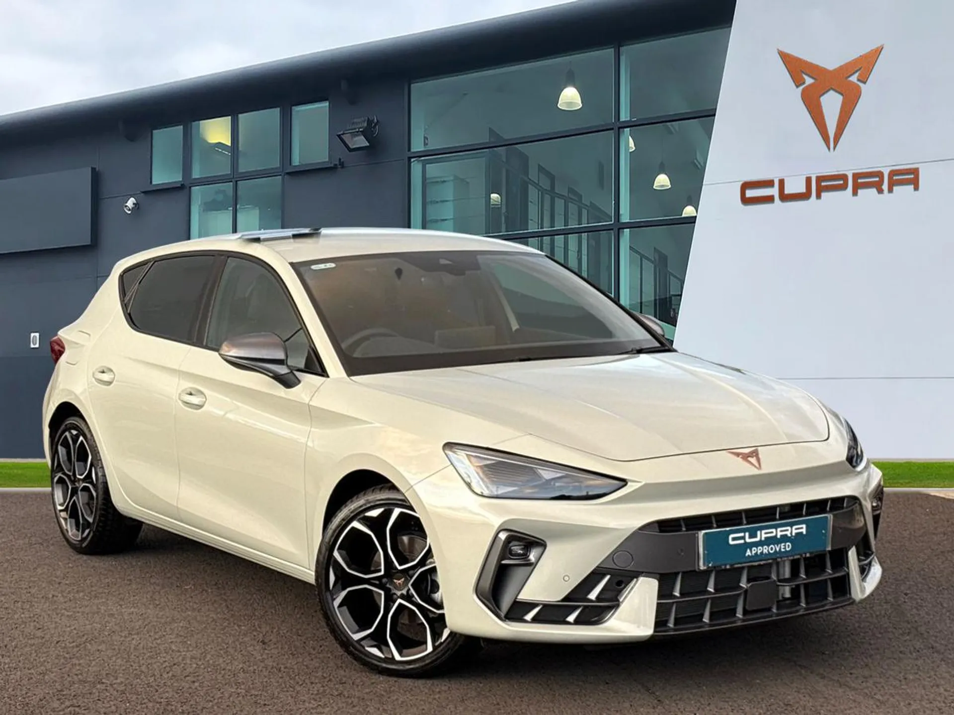 KT74VNJ CUPRA Leon 1.5 TSI 150 V1 5dr **RARE COLOUR** in stock at CUPRA ...