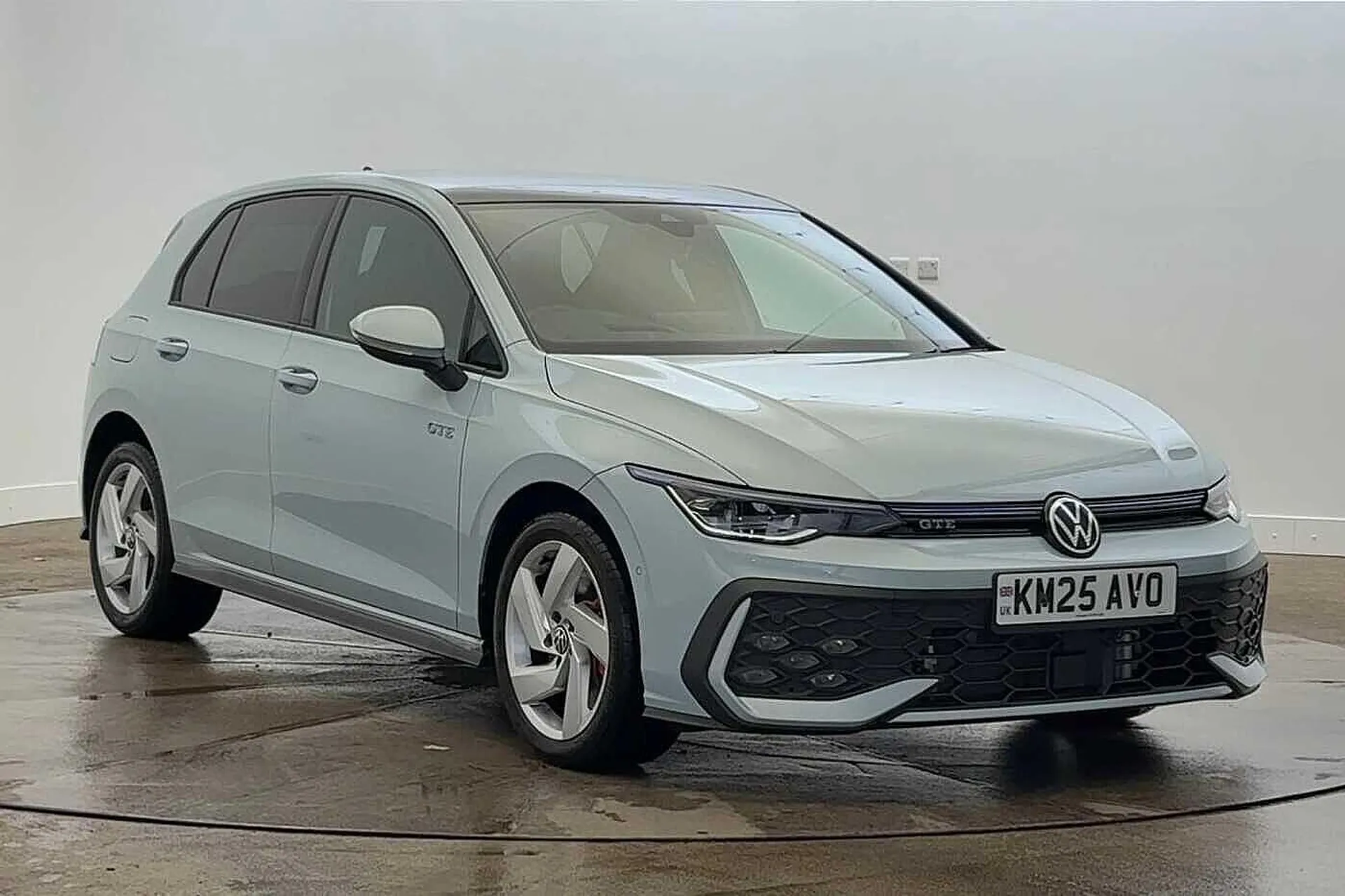 KM25AVO Volkswagen Golf 1.5 TSI 272 GTE eHybrid 5dr DSG in stock at ...