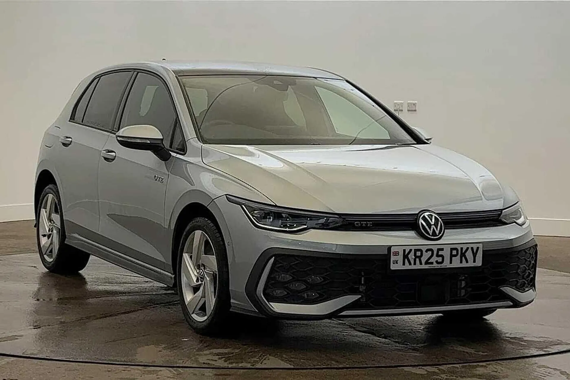 KR25PKY Volkswagen Golf 1.5 TSI 272 GTE eHybrid 5dr DSG in stock at Oldham Volkswagen