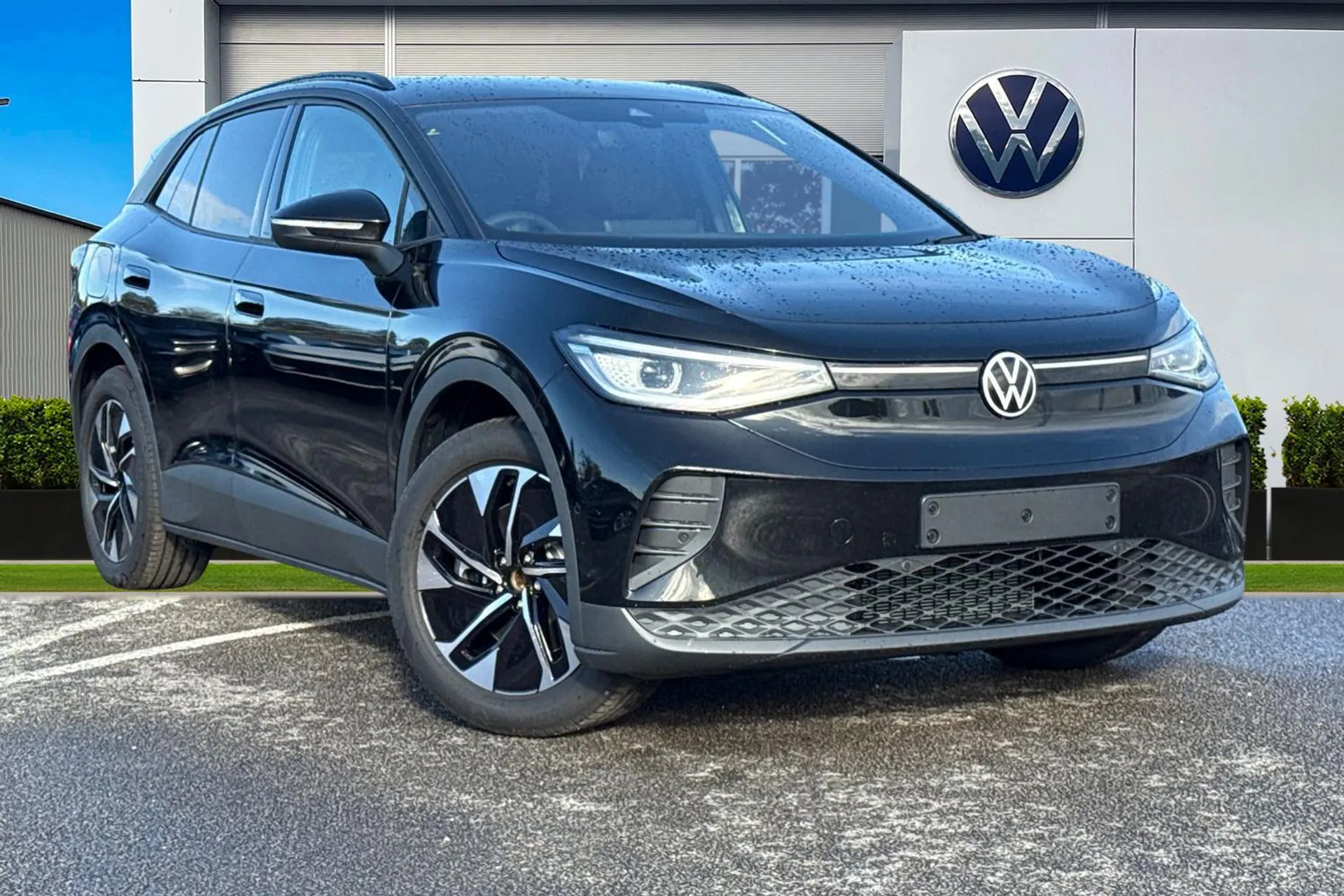 Volkswagen ID.4 Pro 77kWh Match Auto 5dr in stock at Crewe Volkswagen ...