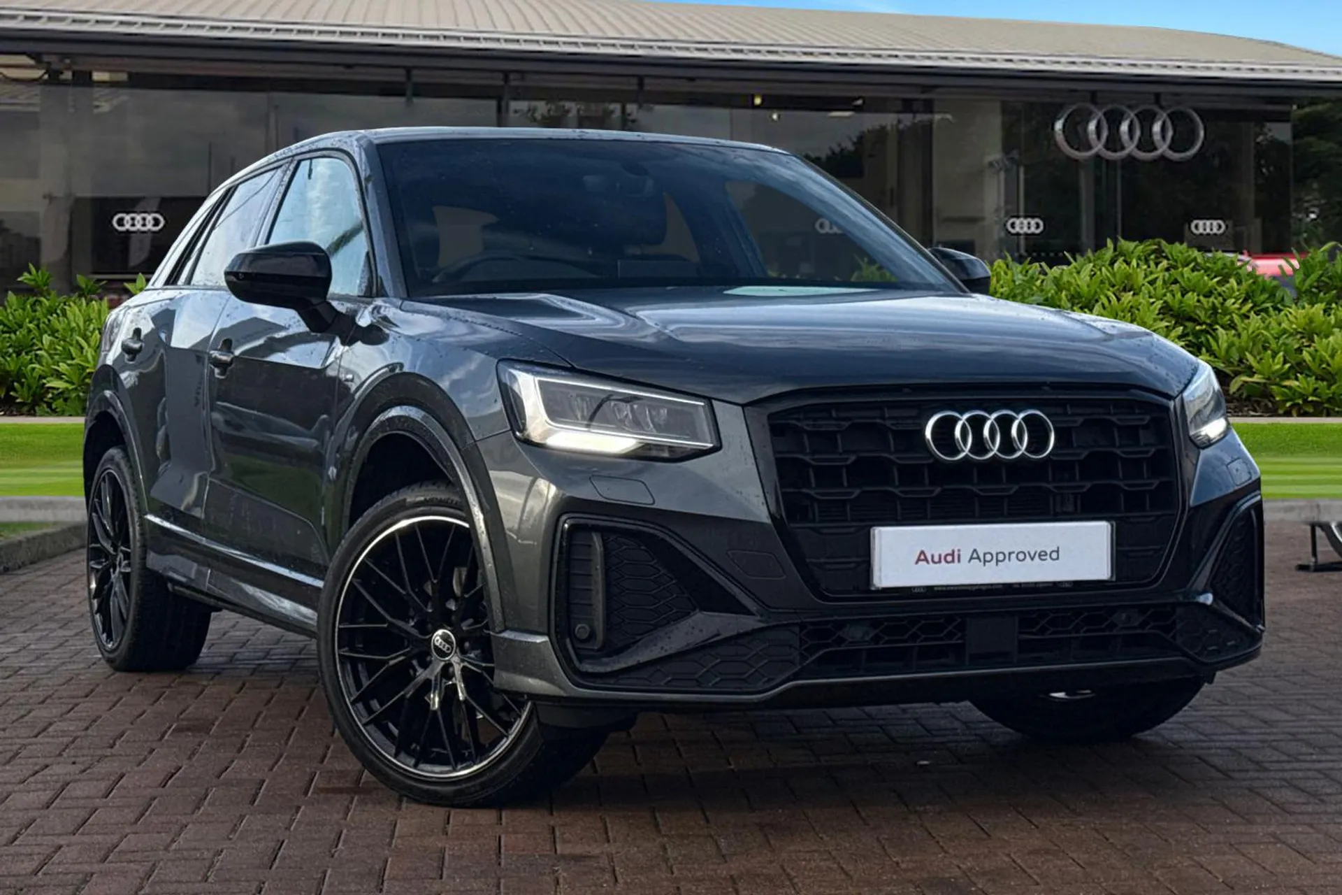 BG22UJX Audi Q2 Black Edition 35 TFSI 150 PS S tronic in stock at ...