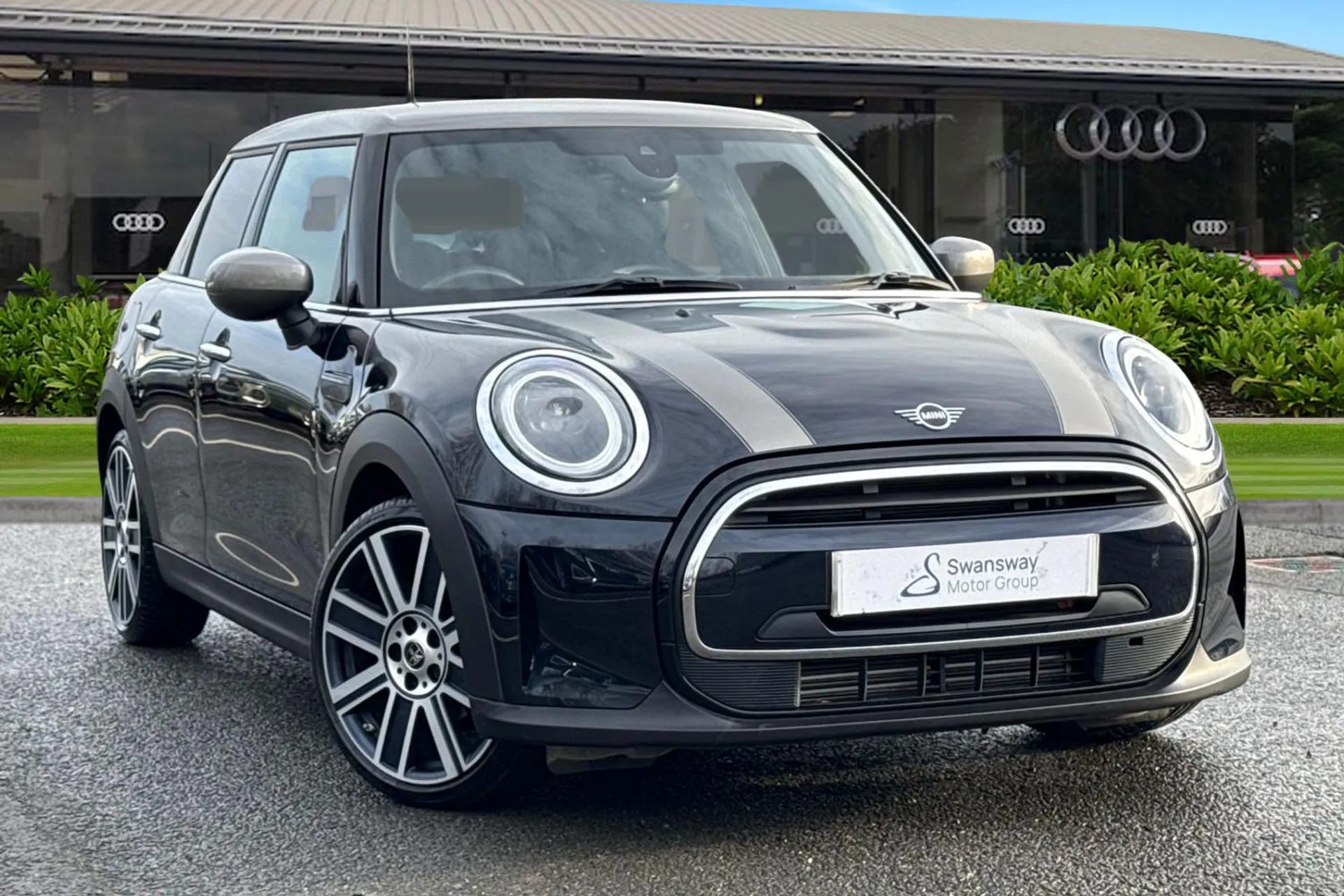 PK23ADZ Mini Hatch 1.5 Cooper Exclusive Steptronic Euro 6 (s/s) 5dr in ...