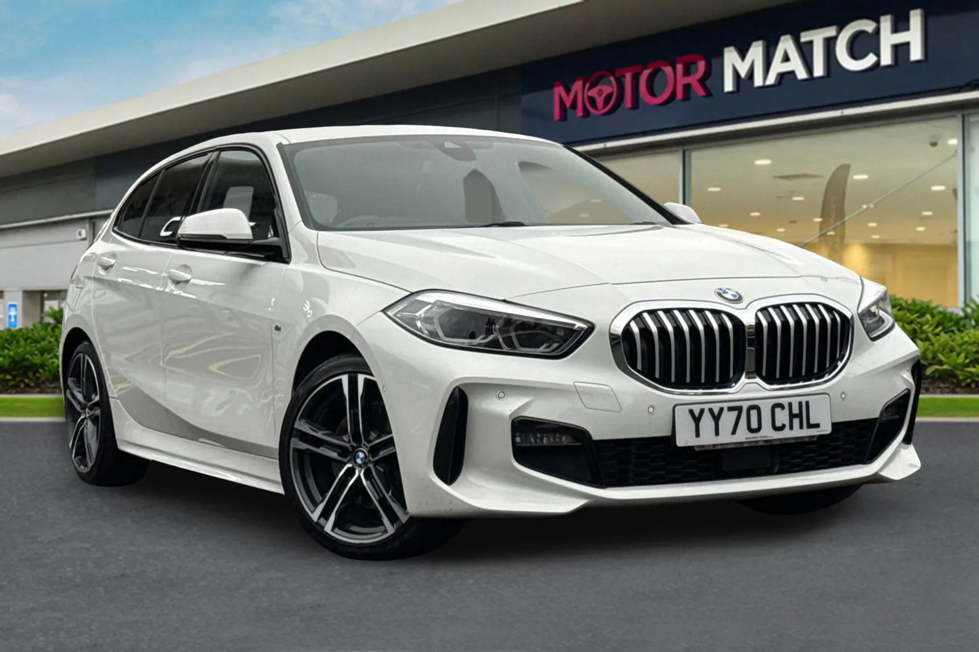 YY70CHL BMW 1 Series 1.5 118i M Sport Euro 6 (s/s) 5dr in stock at ...