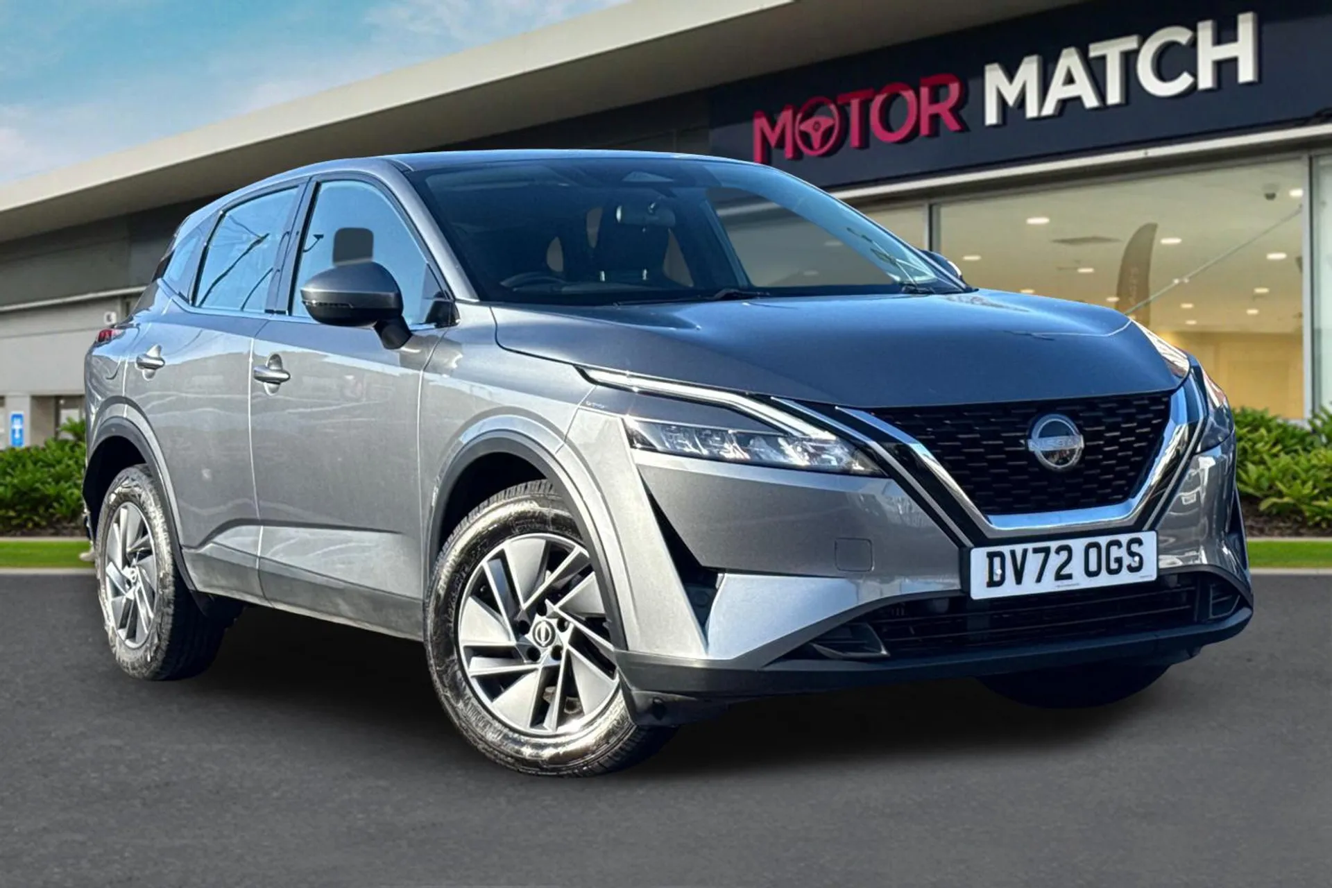 DV72OGS Nissan Qashqai 1.3 DiG-T MH Acenta Premium 5dr in stock at BYD ...