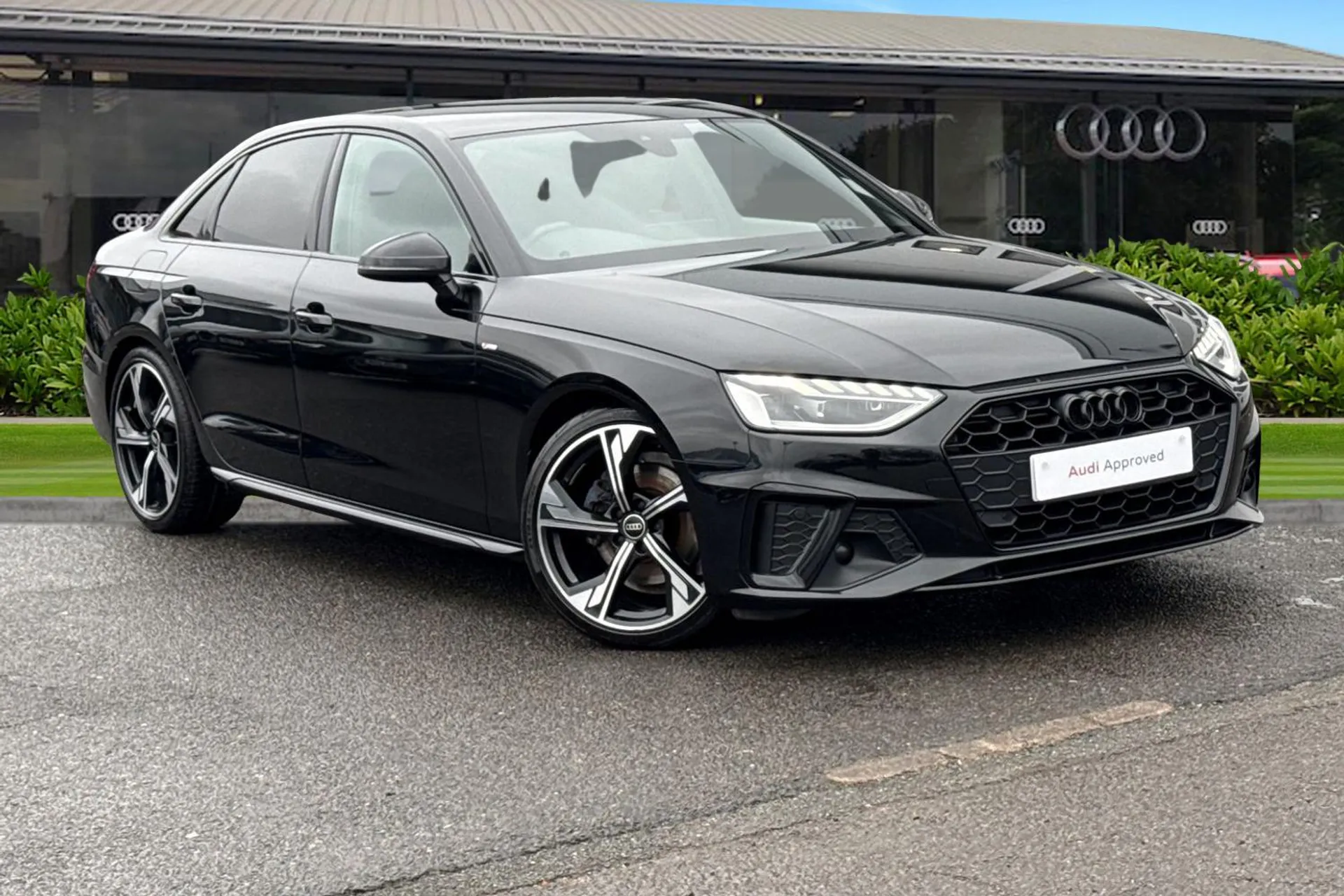 RO72GHA Audi A4 Black Edition 35 TDI 163 PS S tronic in stock at Crewe Audi
