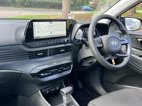 EF24JWW Hyundai I20 1.0 T-GDi Advance Euro 6 (s/s) 5dr in stock at ...