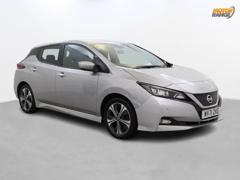 Nissan leaf 110kw tekna 40kwh range store