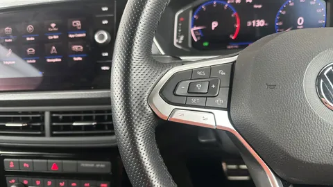 VOLKSWAGEN T-CROSS 1.0 TSI 115 R-Line DSG