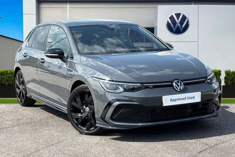 PG24EKU Volkswagen Golf 1.5 eTSI 150 Black Edition 5dr DSG in stock at ...
