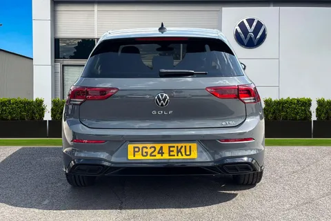 PG24EKU Volkswagen Golf 1.5 eTSI 150 Black Edition 5dr DSG in stock at ...