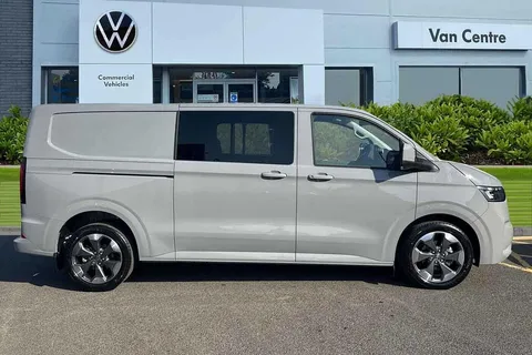 KY26NJZ Volkswagen Transporter 2.0 TDI 150 Commerce Pro Kombi Van ...