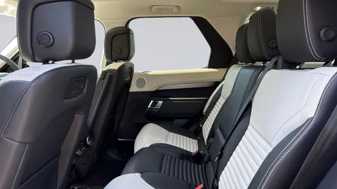 DU75ZVH Land Rover Discovery 3.0 D350 Gemini 5dr Auto in stock at ...