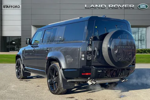 Land Rover Defender 130 5.0 P500 V8 Auto 4WD Euro 6 (s/s) 5dr in stock ...